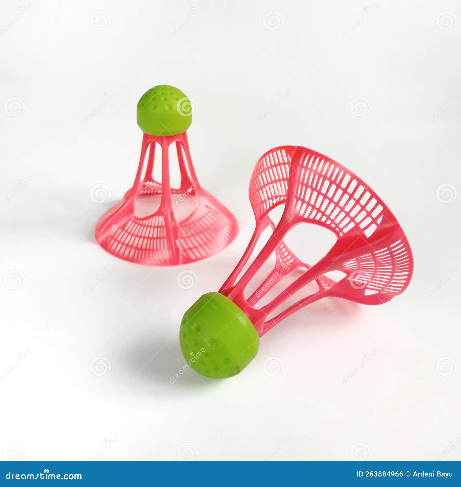 Windproof Nylon Plastic Shuttlecocks Stock Photos - Free & Royalty-Free ...
