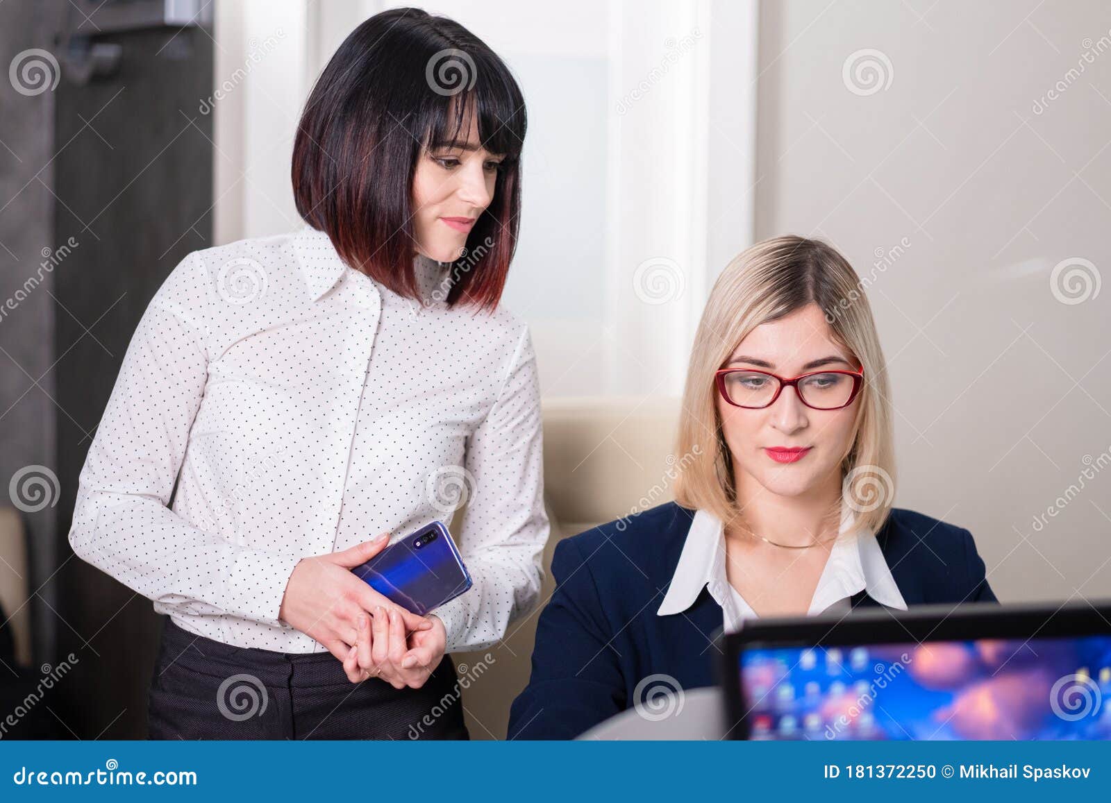 Two Young Beautiful Weman Work in the Office. Copmuter Teamwork Stock ...