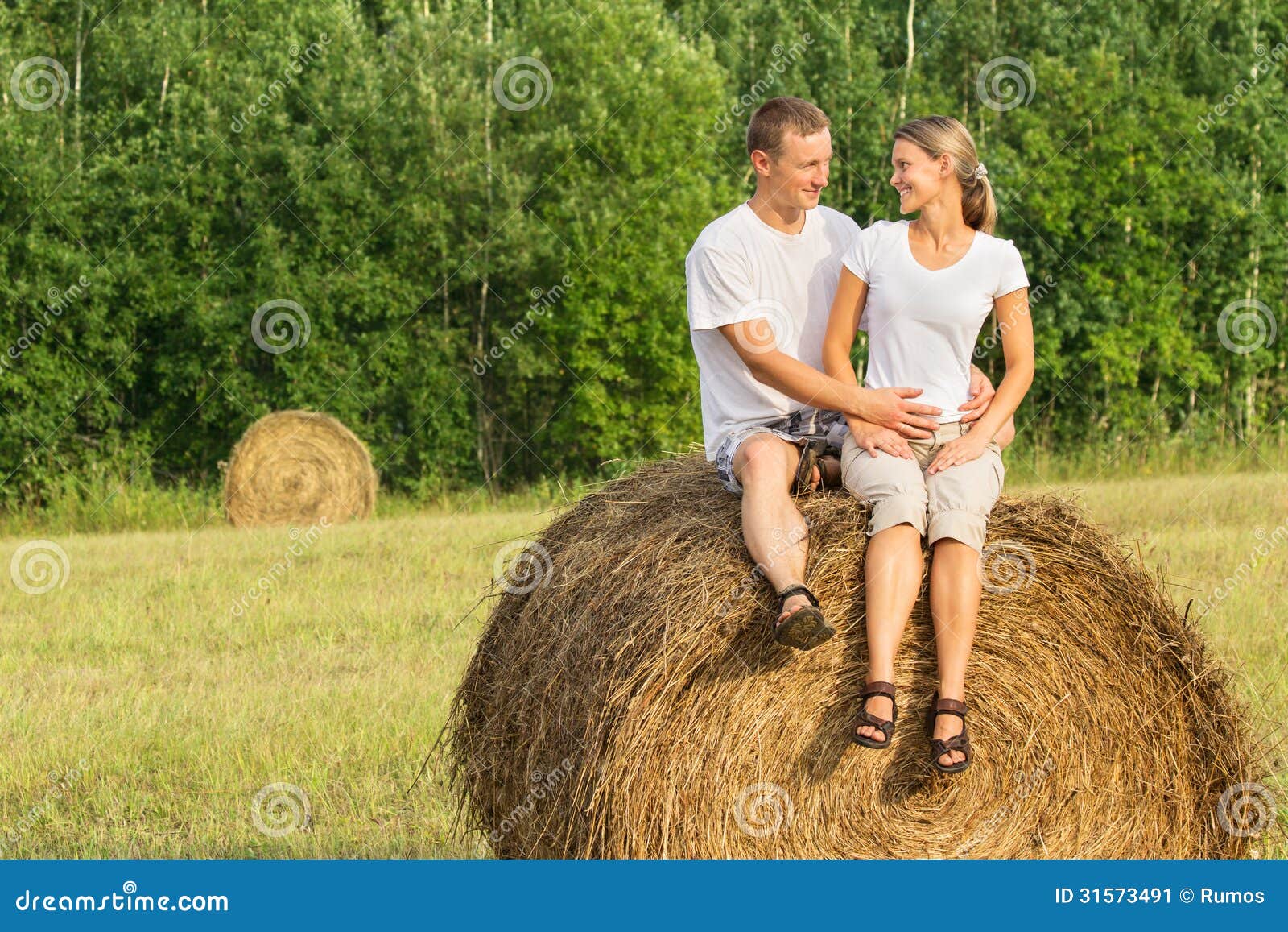 Two Young Lovers on Haystack Stock Image - Image of nature, outdoor ...