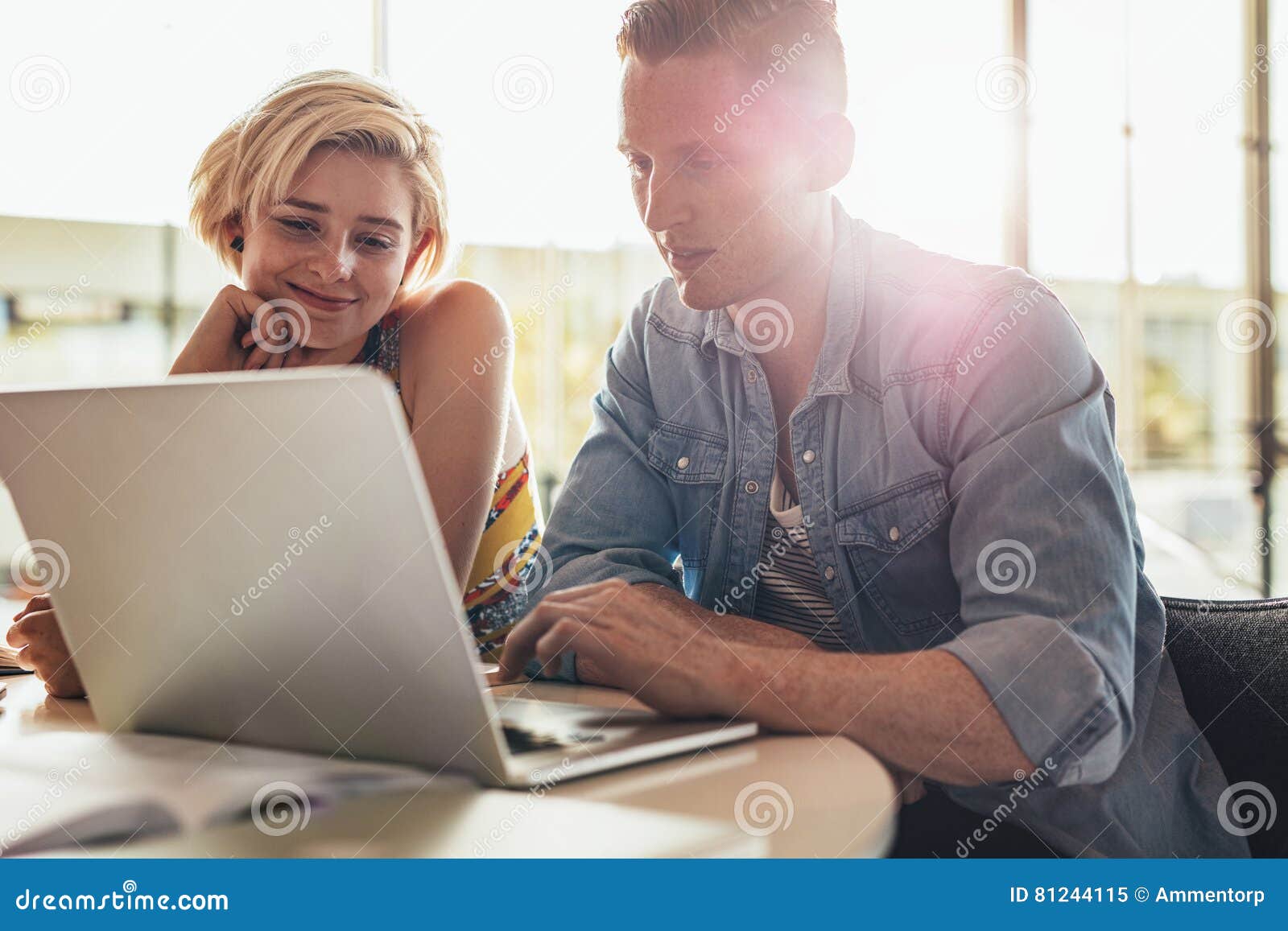 Two Young Students Using Laptop in Class Stock Image - Image of couple ...