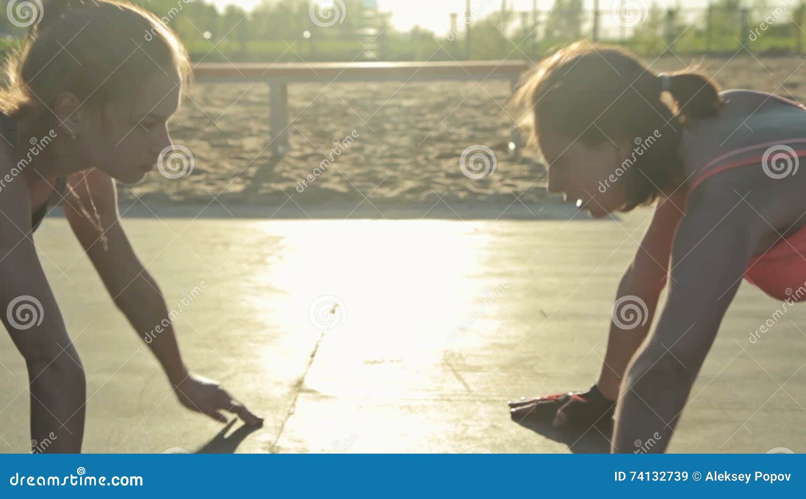 Women Clapping Stock Footage & Videos - 2,338 Stock Videos