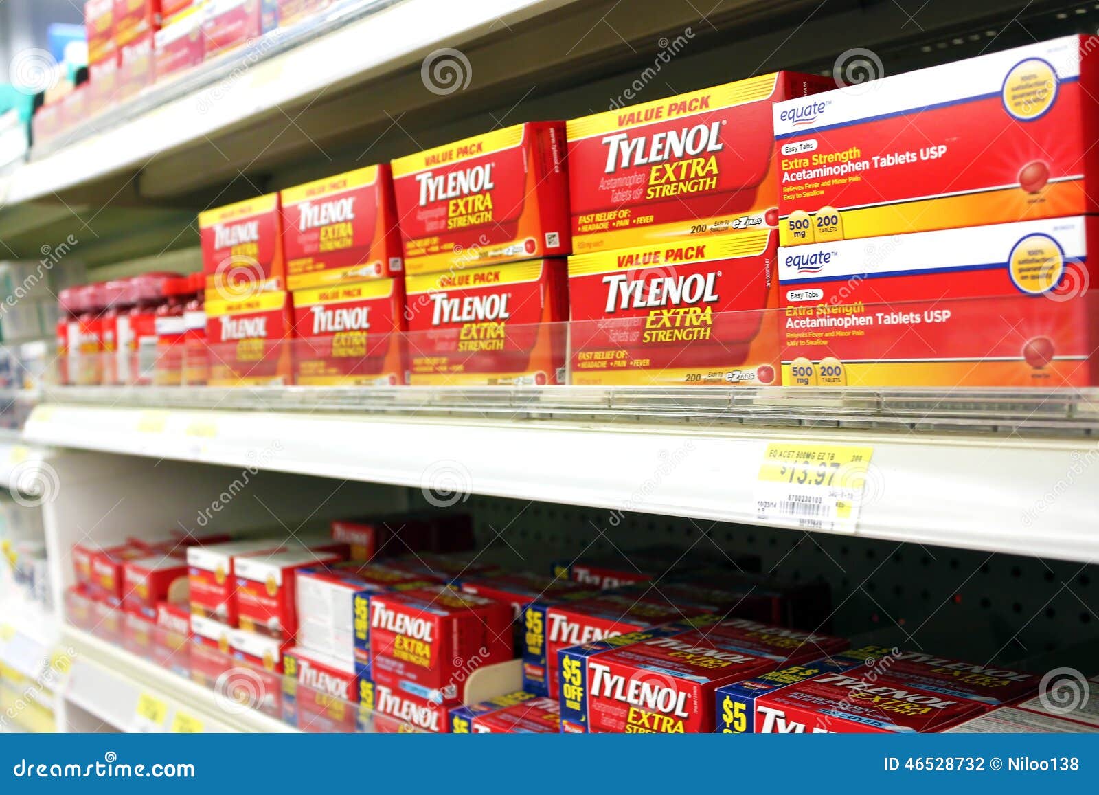 Tylenol pain reliever editorial photography. Image of drug - 46528732