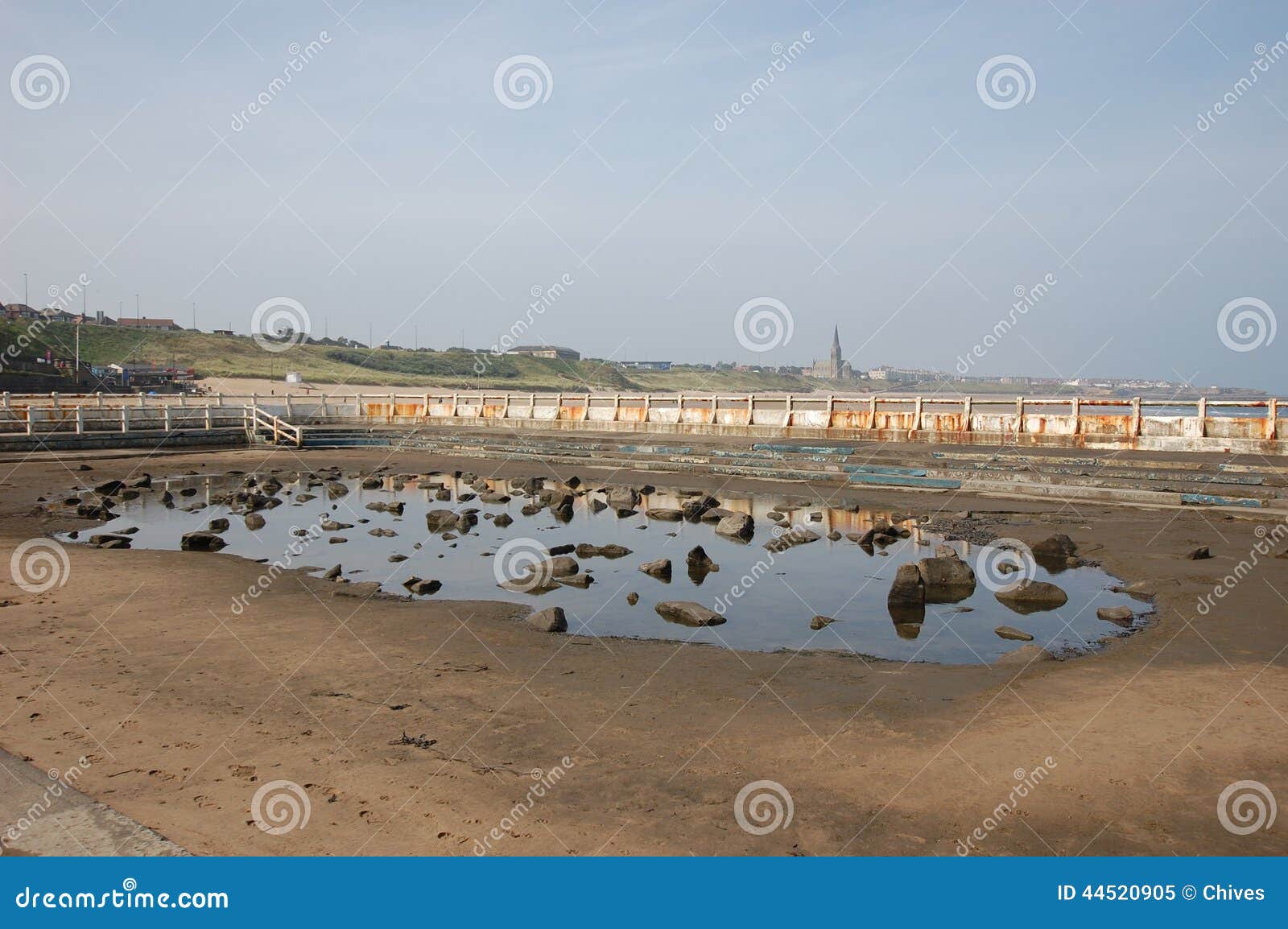 Tynemouth outdoor pool stock image. Image of pool, tynemouth - 44520905