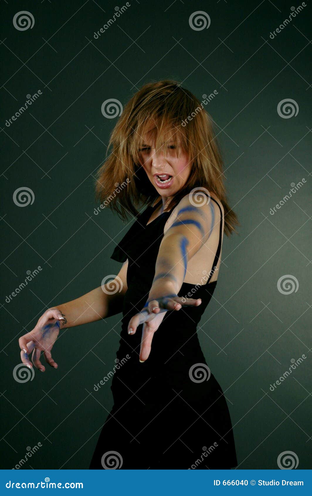 Type de Rambo photo stock. Image du camouflage, intense - 666040