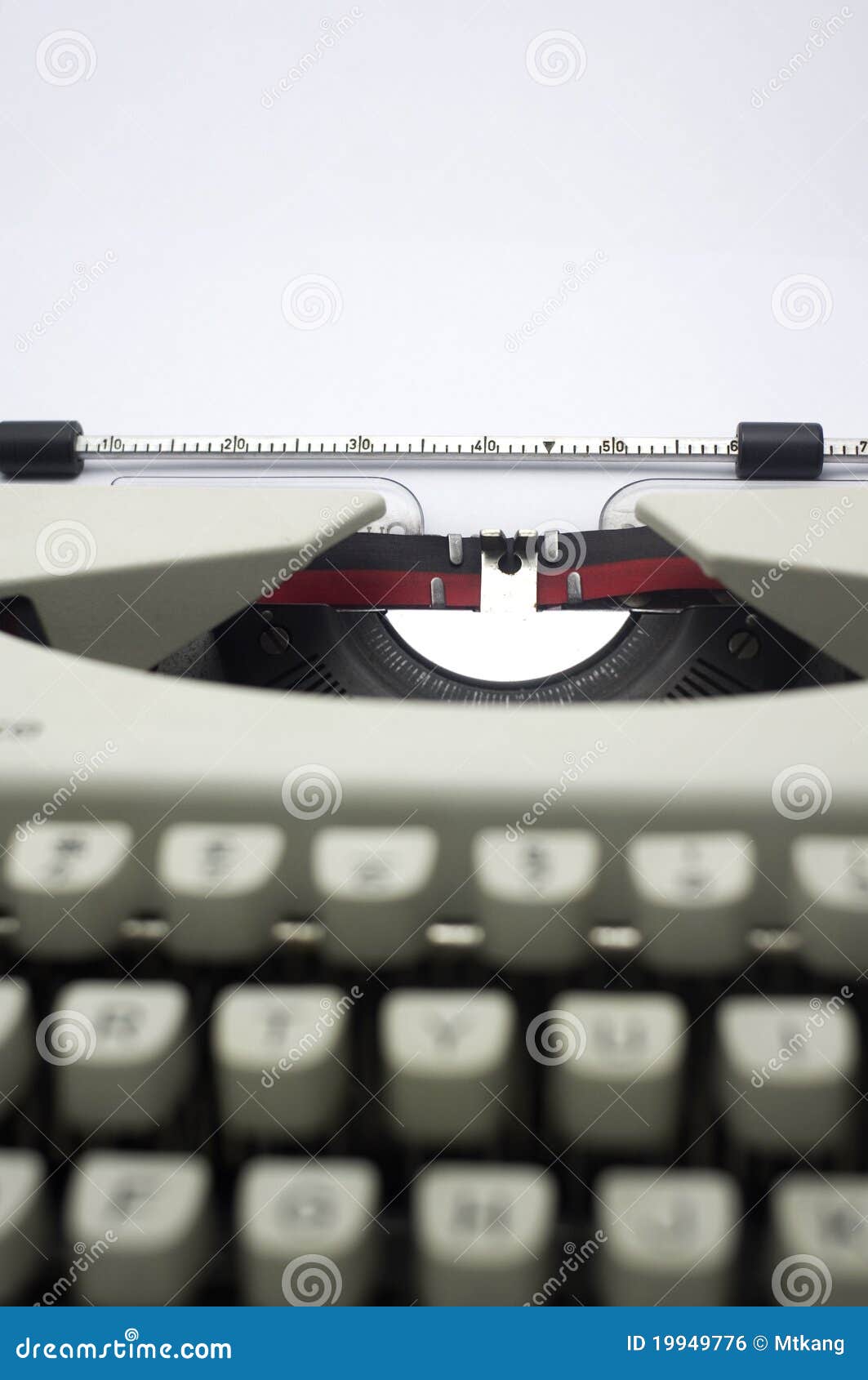 Typewriter stock photo. Image of keyboard, paper, keypads - 19949776