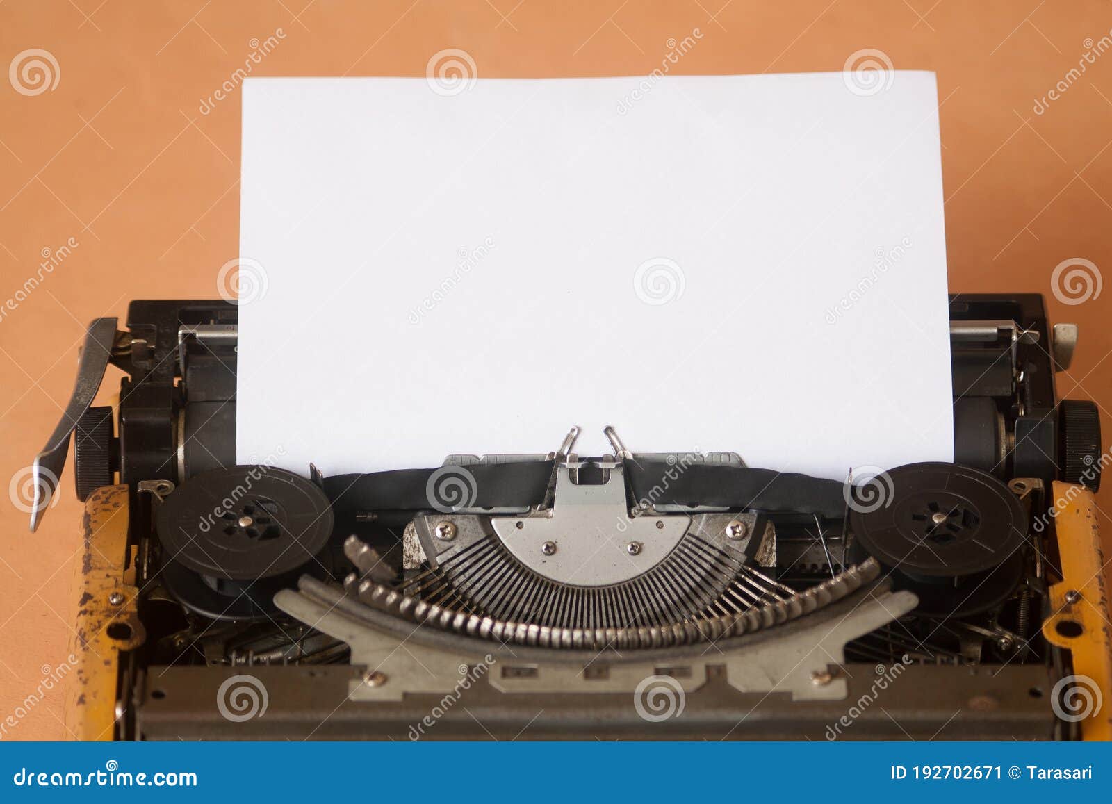 Typewriter with Blank White Paper Stock Image - Image of paper, metal ...