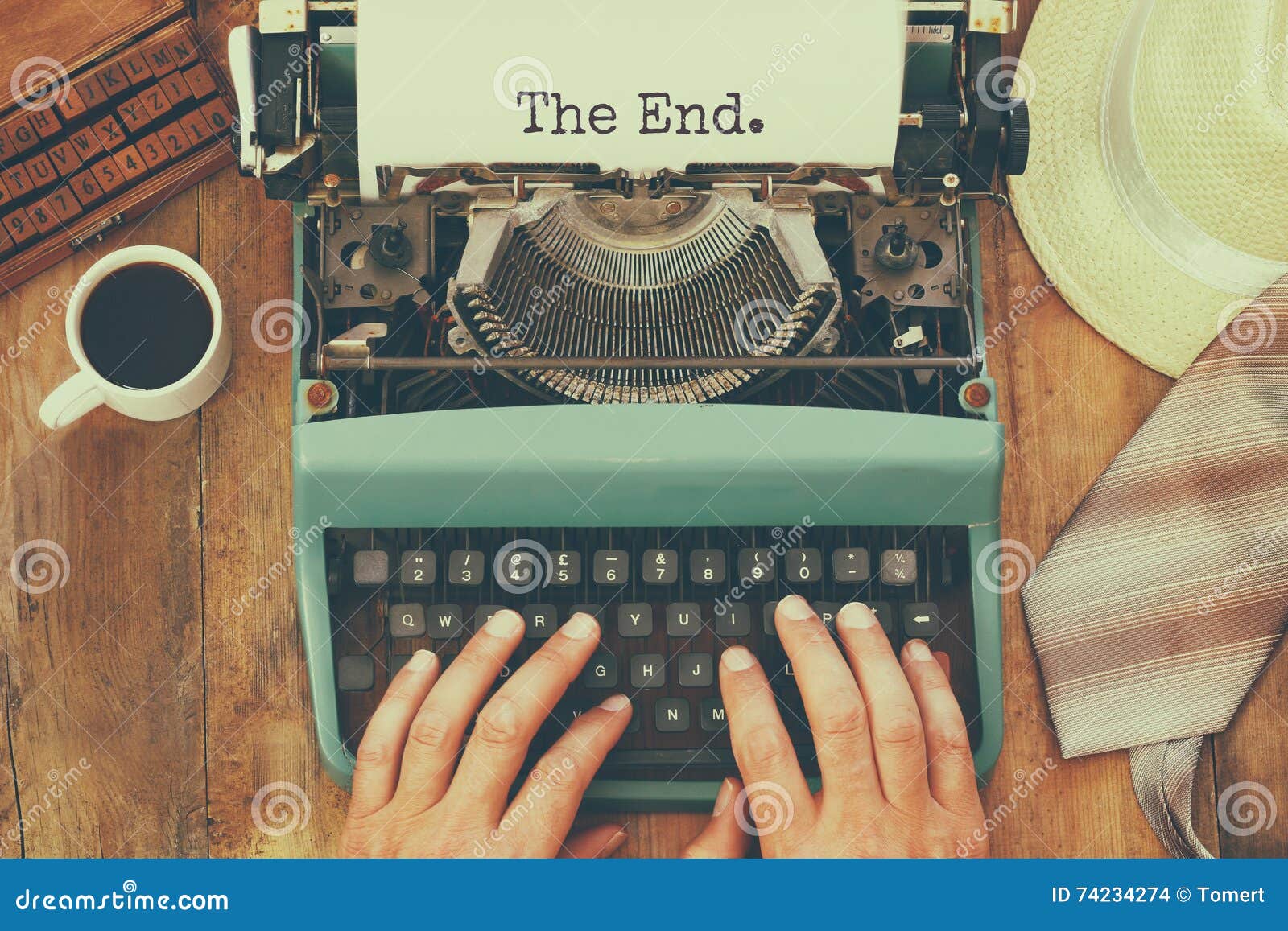 Typewriter with Paper Sheet and the Phrase: the END Stock Photo - Image ...