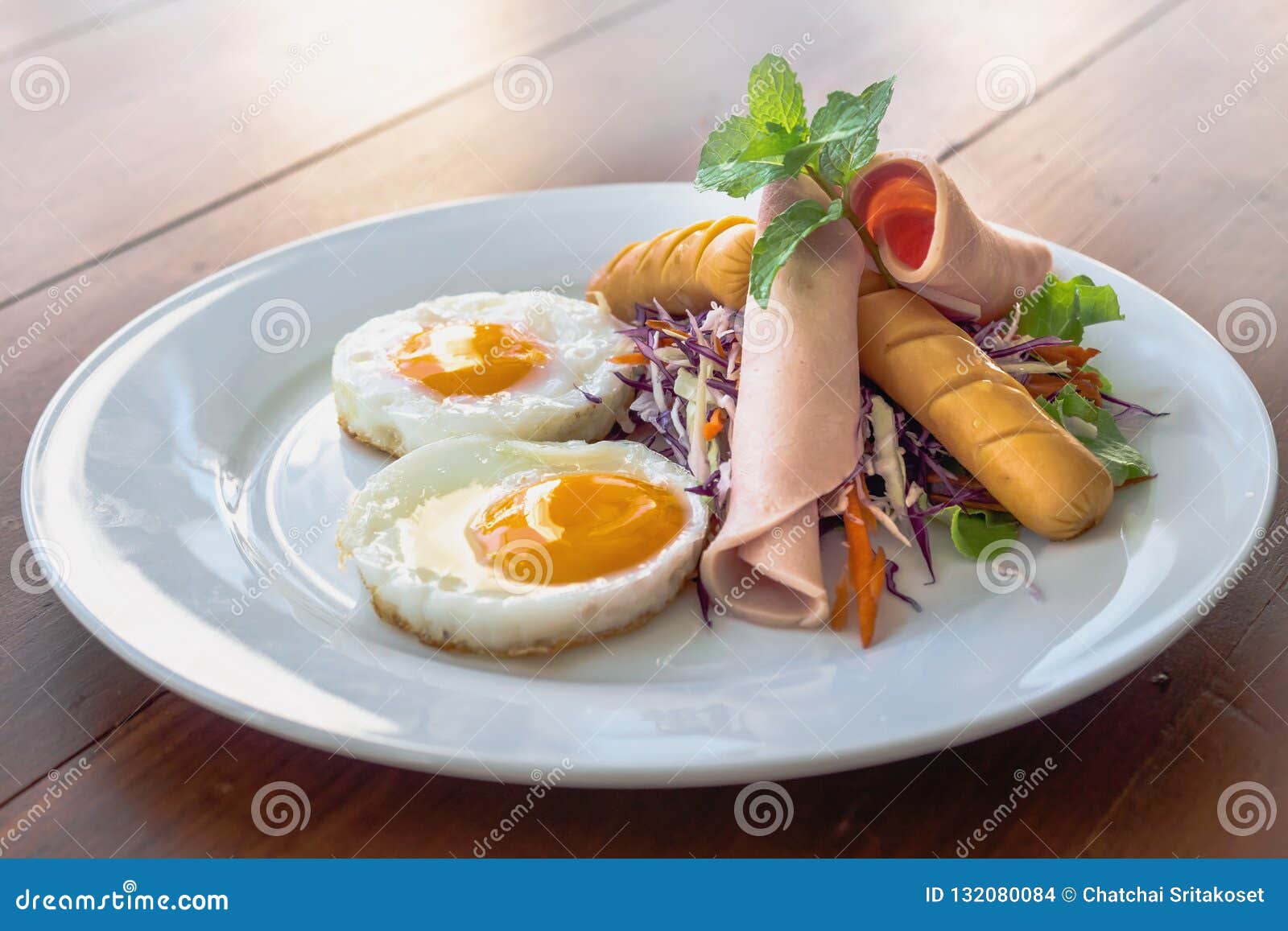 Typical American Hearty Breakfast Stock Photo - Image of table, easy ...