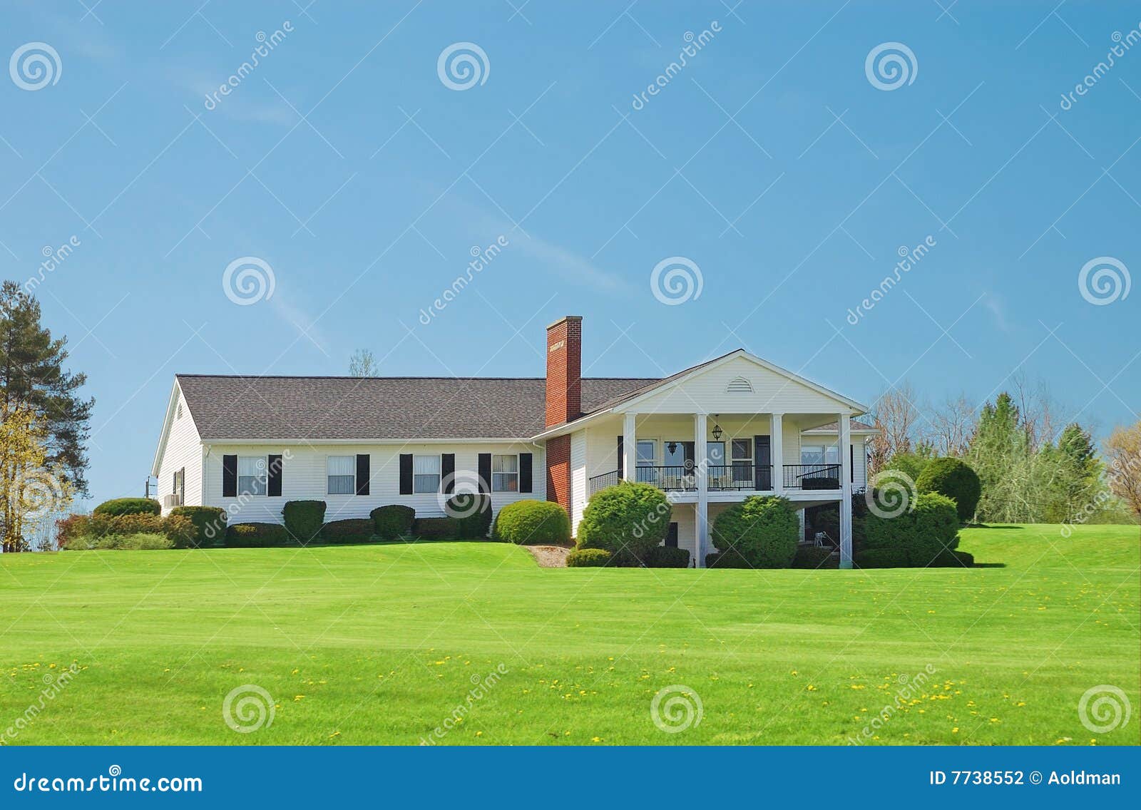 Typical American Rural House Stock Photo - Image of lawn, healthy: 7738552