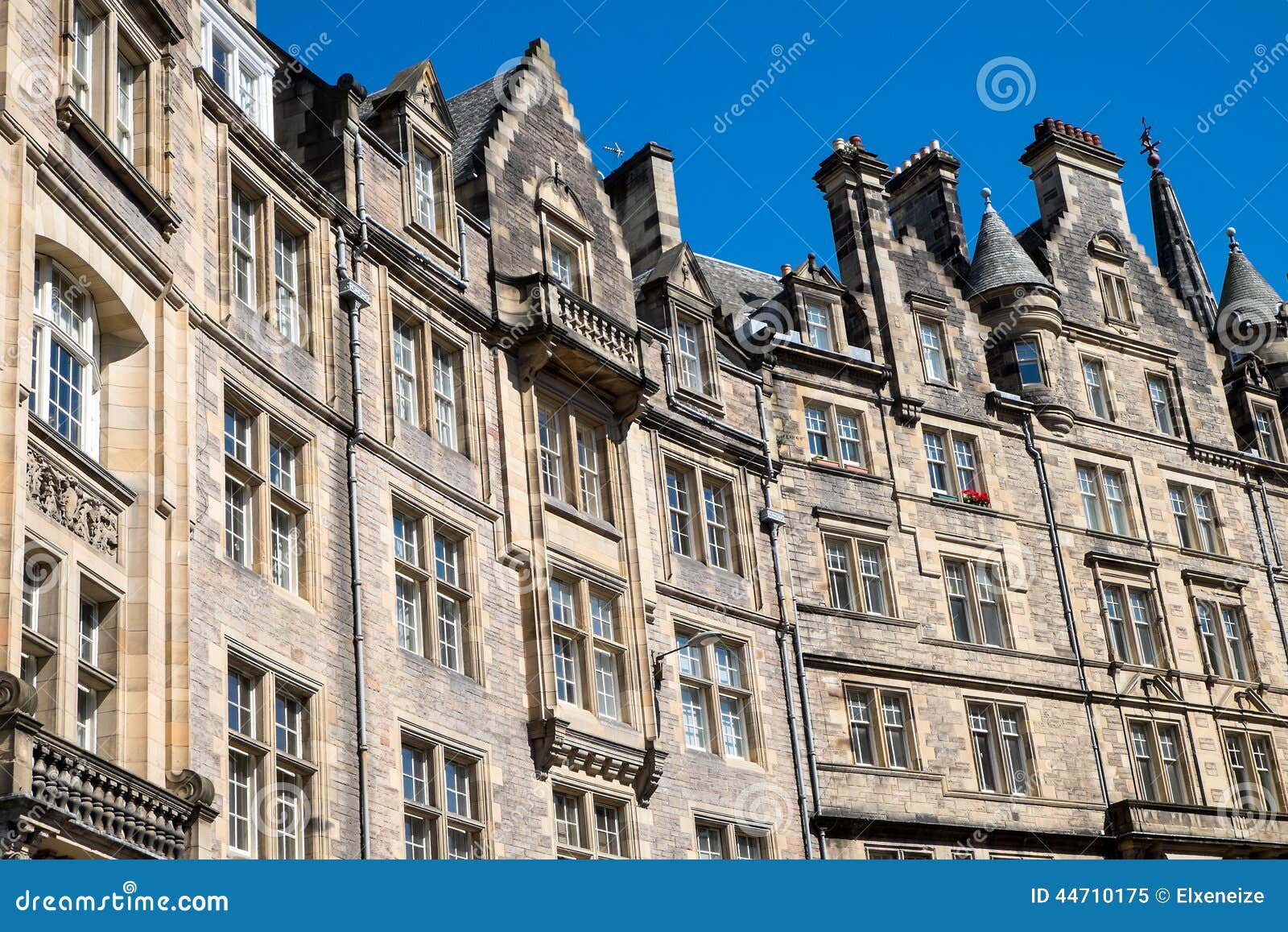 Typical Buildings in Edinburgh Stock Image - Image of horizontal, blue ...
