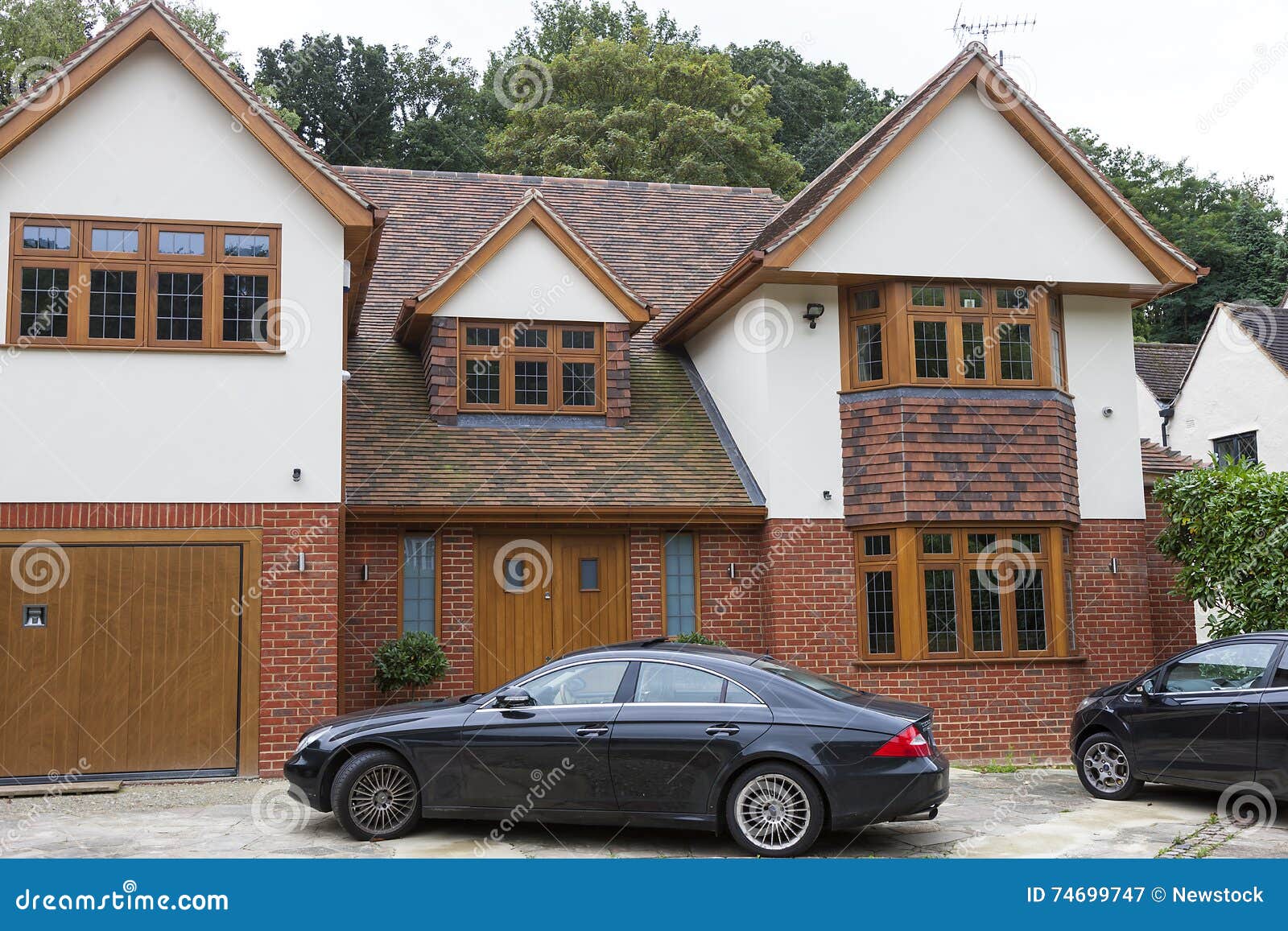 Typical english home editorial photography. Image of home - 74699747