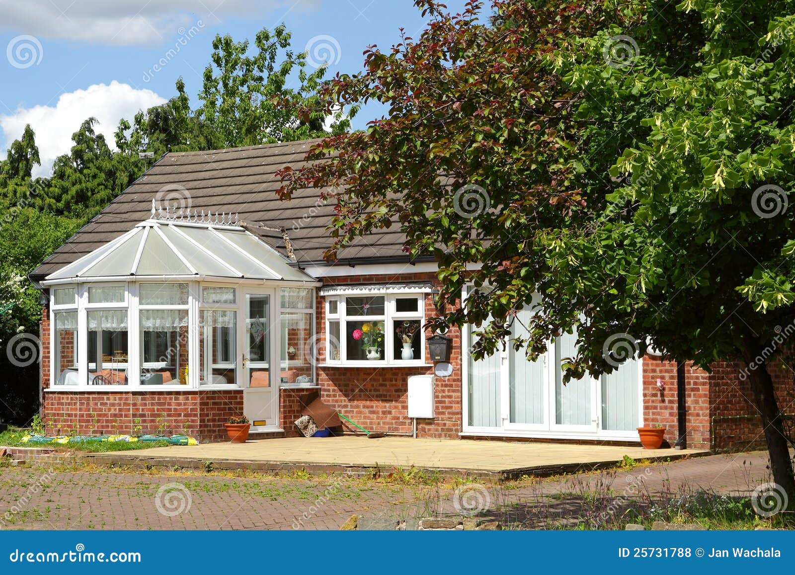 A typical English house stock photo. Image of estate - 25731788