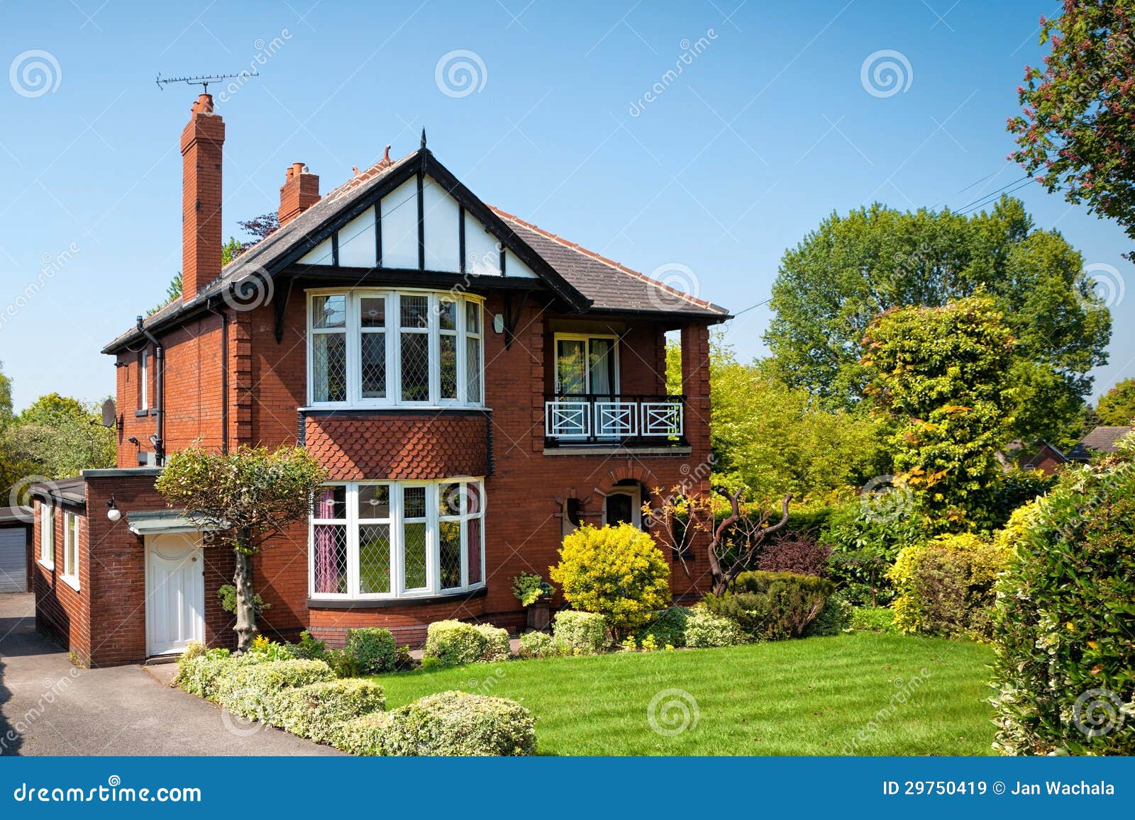 Typical English House with a Garden Stock Image - Image of home ...