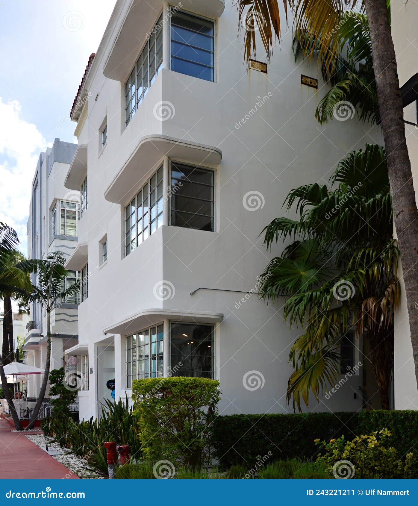 Typical Facade in Miami Beach at the Atlantic, Florida Editorial Photo ...