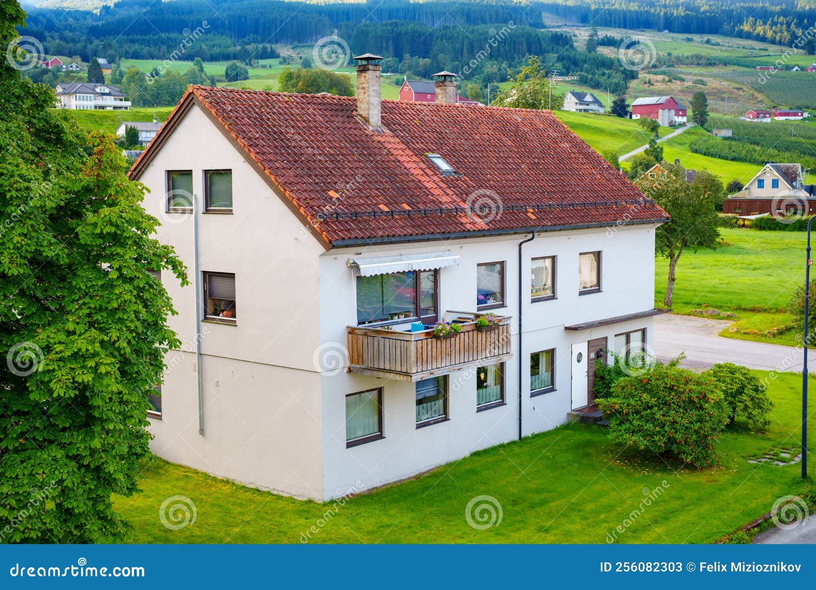 Typical Farm House in Norway Stock Image - Image of home, tourism ...