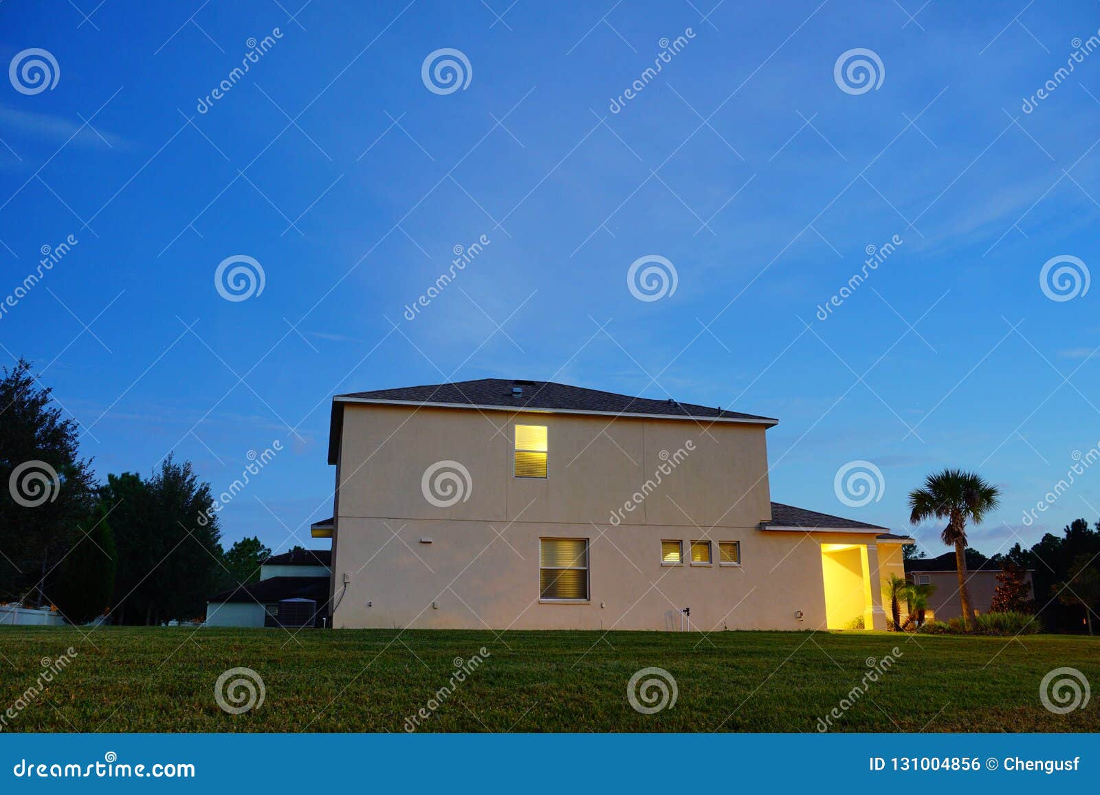 A typical Florida house stock photo. Image of city, bulb - 131004856