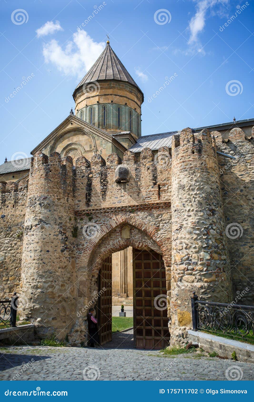 Georgian Castle Skin : r/aoe2