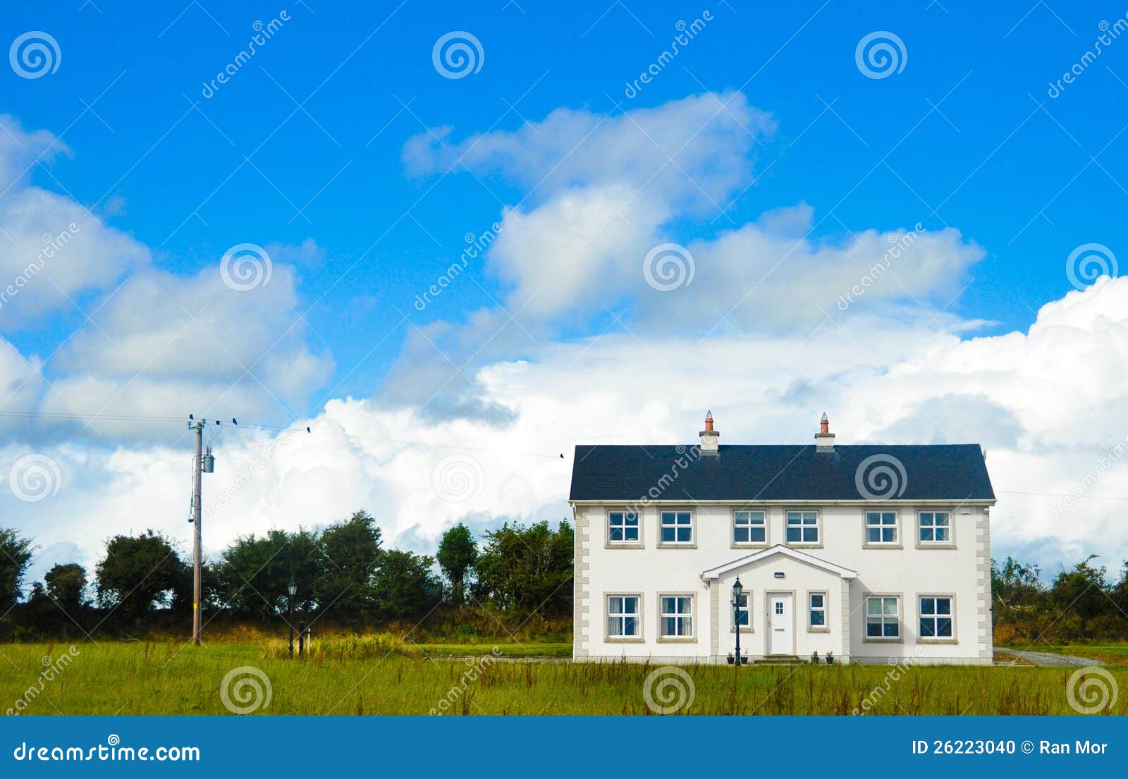 Typical house in Ireland stock photo. Image of land, ireland - 26223040