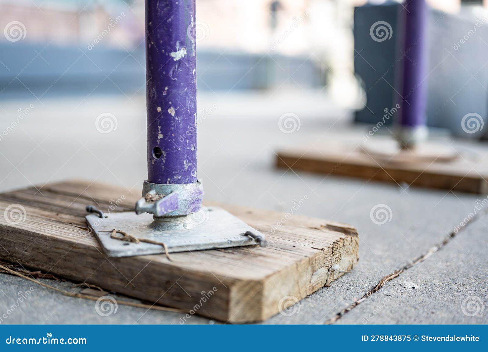 Typical Leveling Support Block As the Baseplate of an Erected Scaffold ...