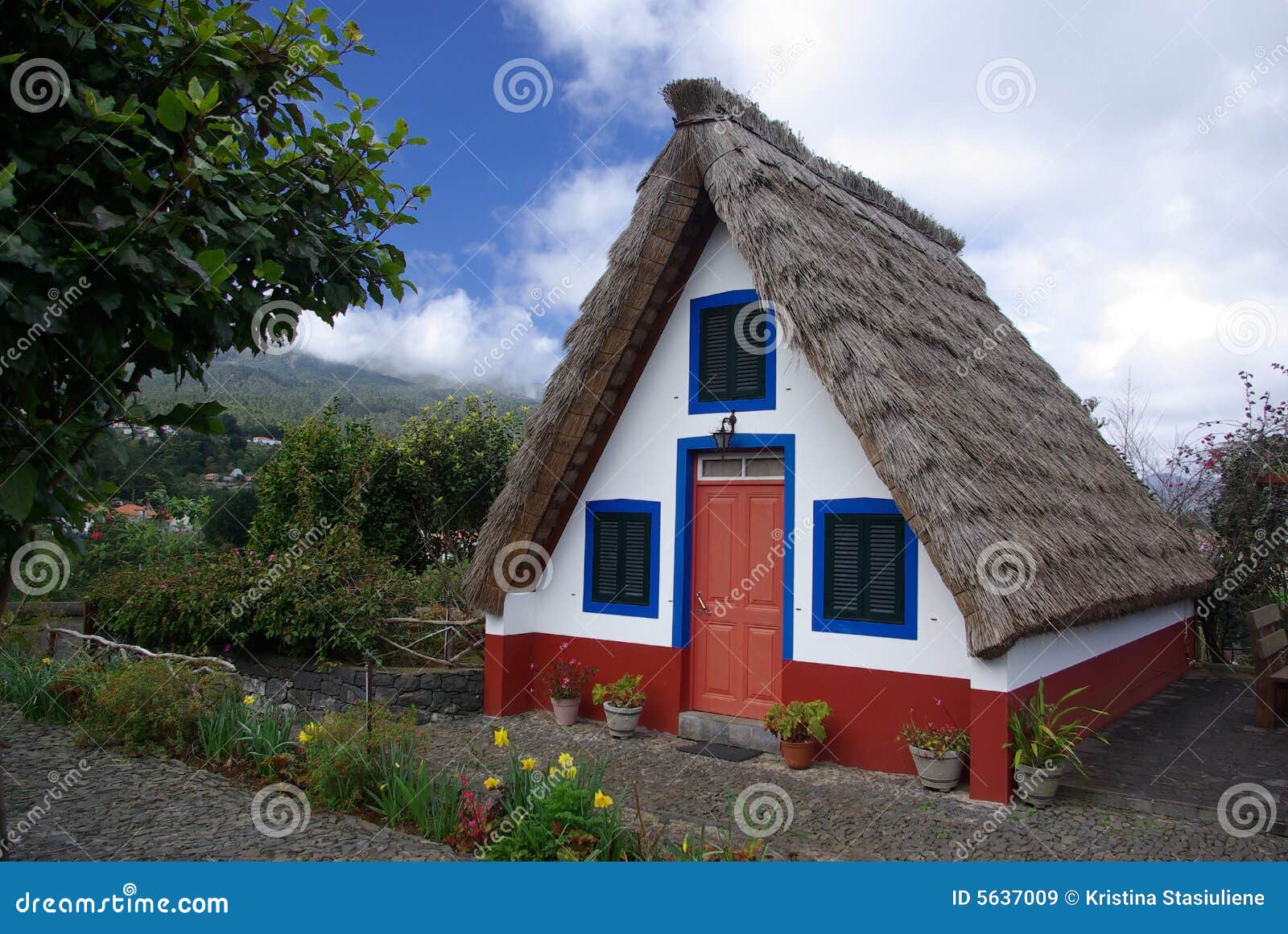 Typical Madeira house stock image. Image of santana, blue - 5637009