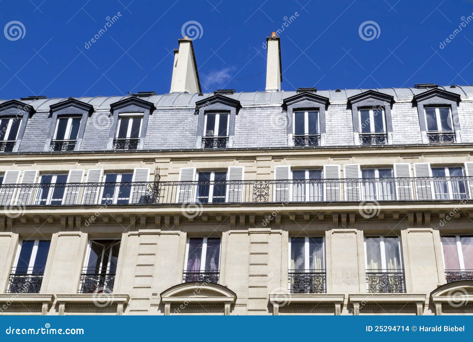 Typical Parisian Architecture Royalty-Free Stock Image | CartoonDealer ...