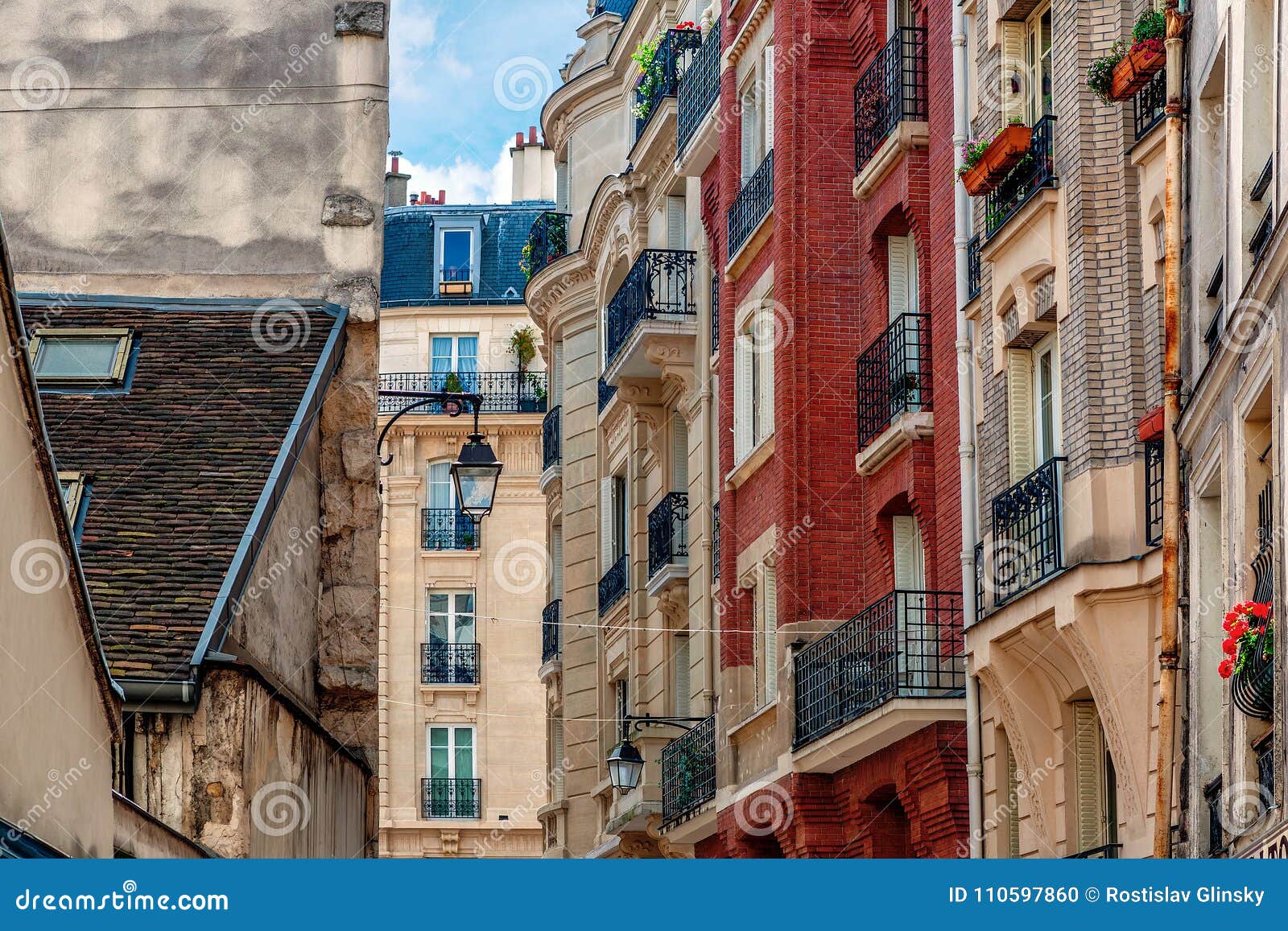 Typical Parisian Architecture Royalty-Free Stock Image | CartoonDealer ...