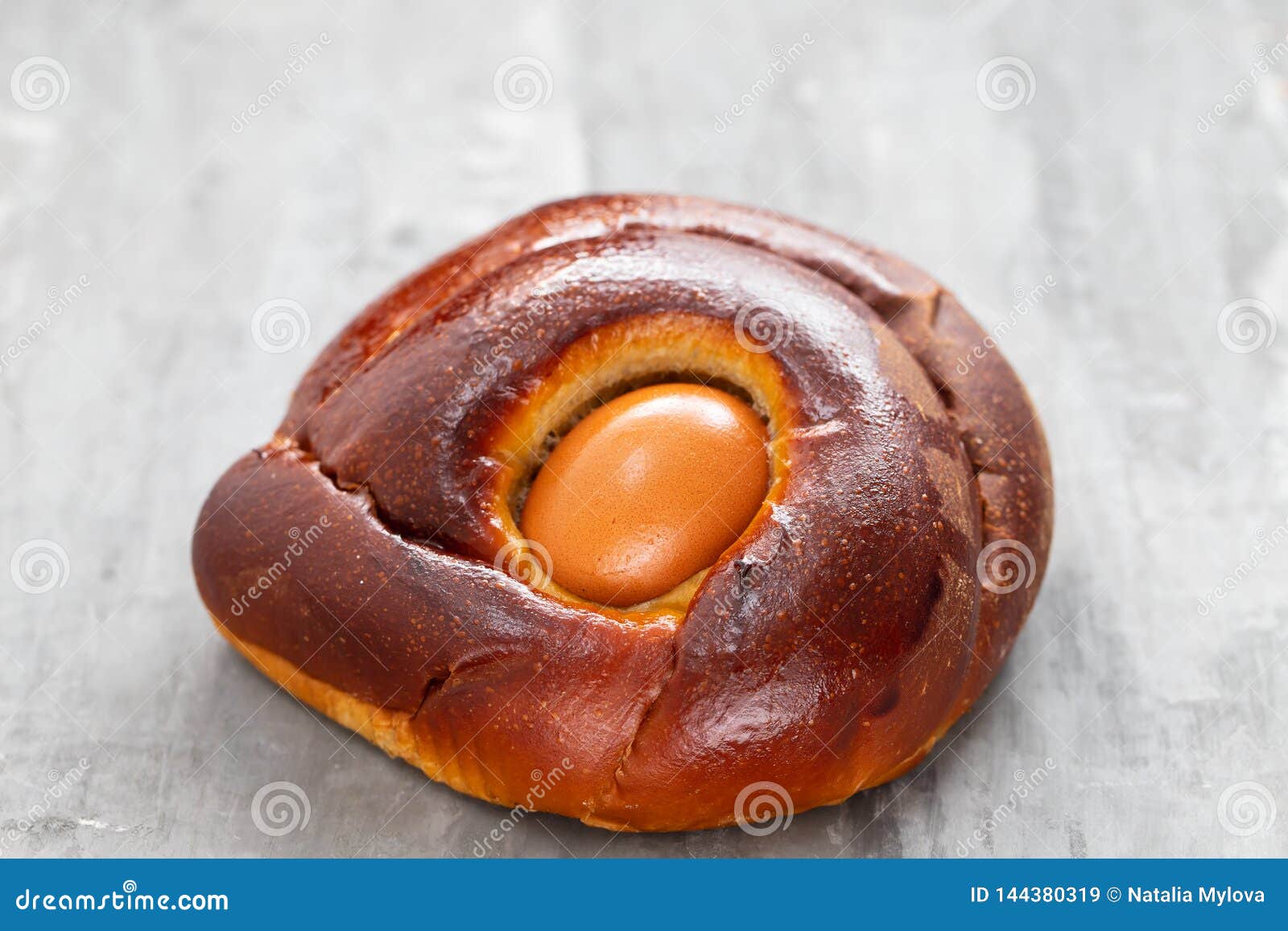 Typical Portuguese Easter Cake Folar with Egg on Ceramic Background ...