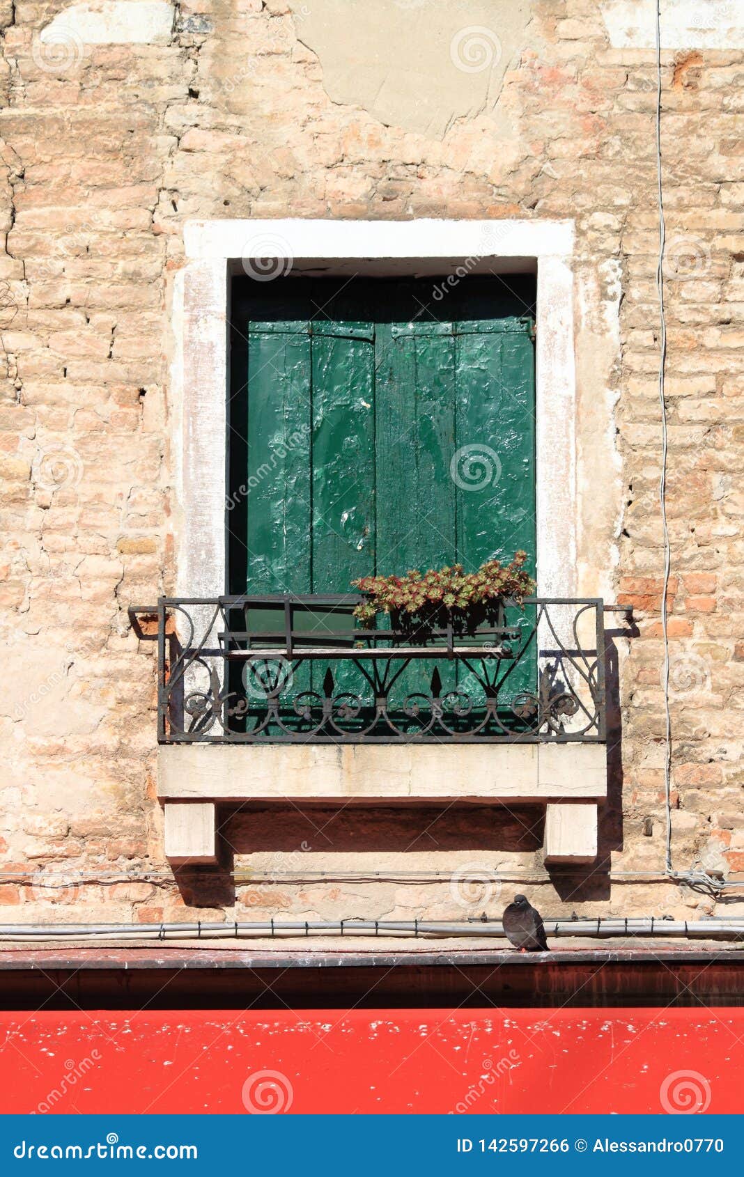 Typical Renaissance Window in Venice Stock Photo - Image of italy ...