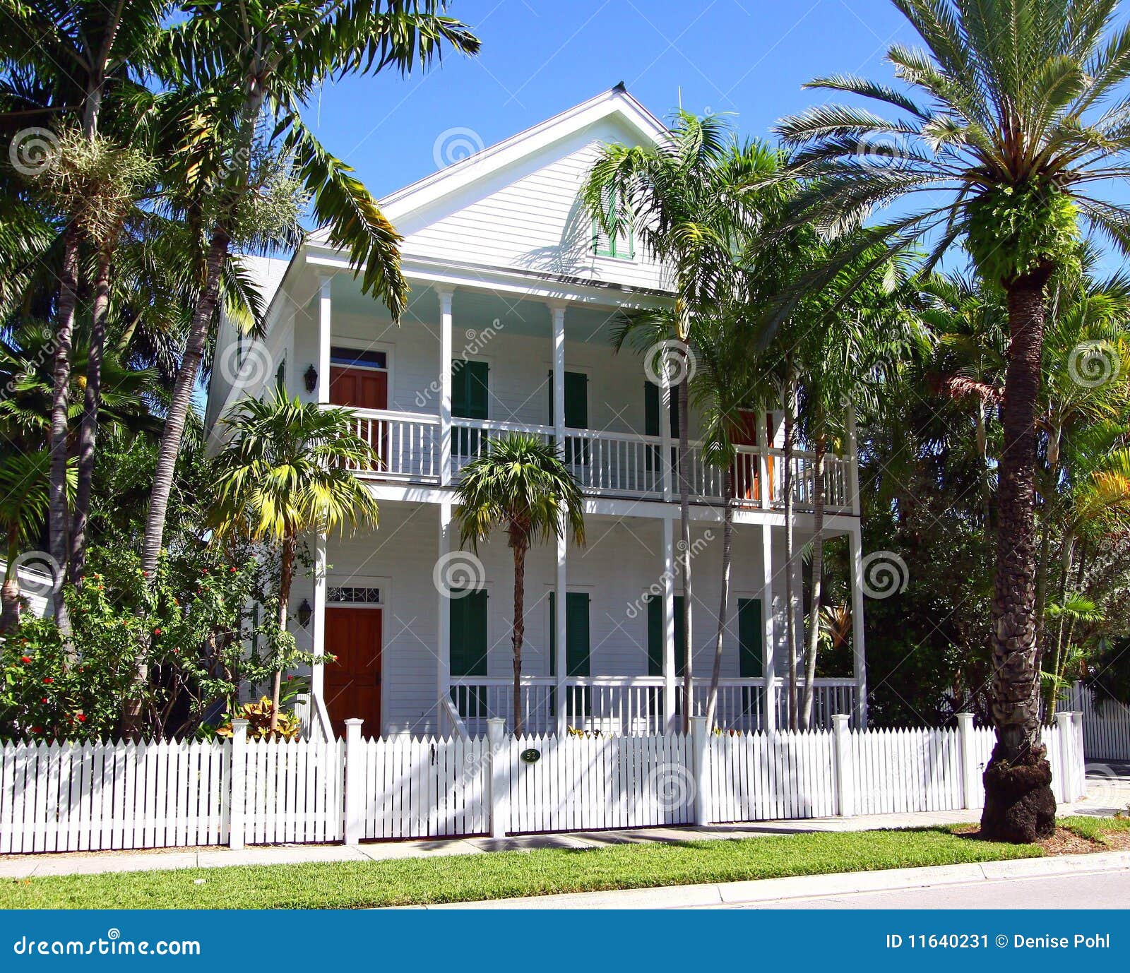 Typical southern house. stock image. Image of white, florida - 11640231