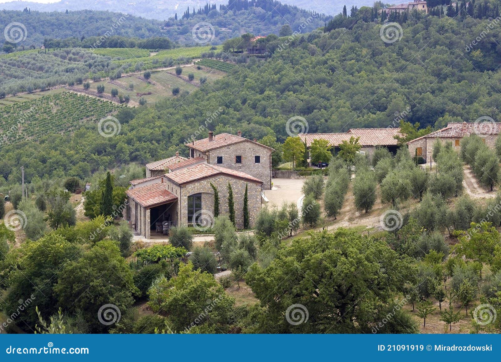 Typical tuscan house stock image. Image of field, meadow - 21091919