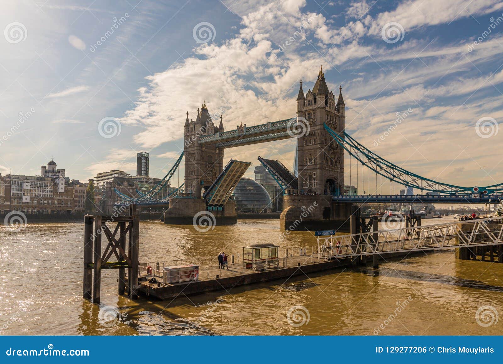 Raised Tower Bridge Stock Photo | CartoonDealer.com #84932634