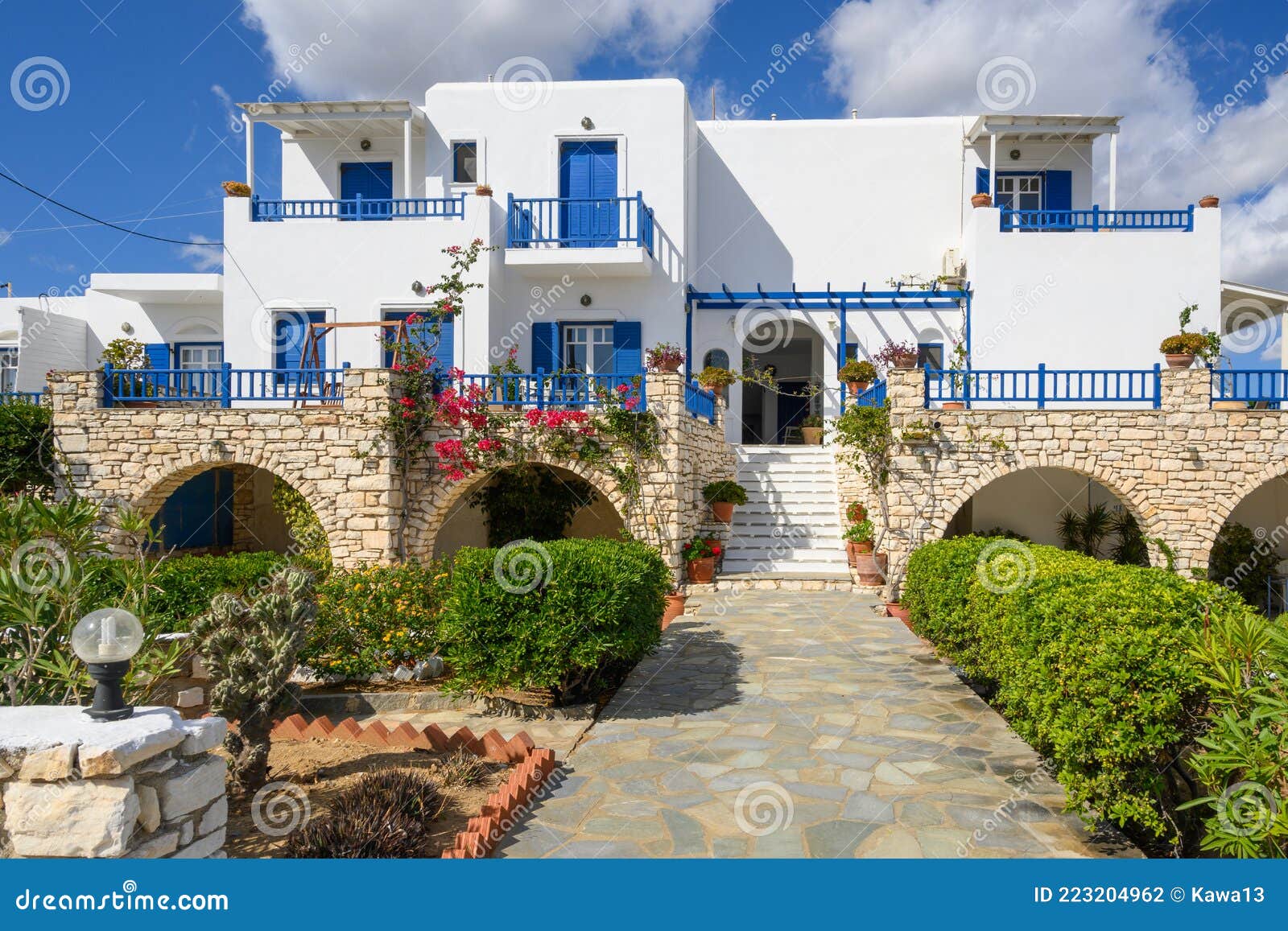 Typical Whitewashed Greek Villa Stock Photo - Image of seaside, blue ...
