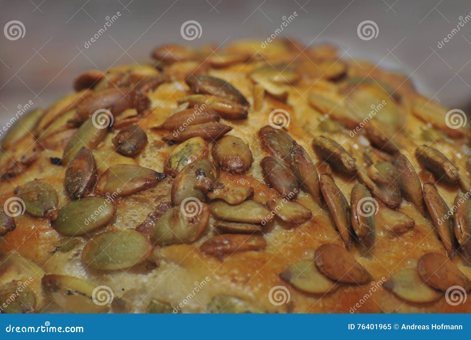 Typisch Duits Brood - Sluit Omhoog - Foto Stock Afbeelding - Image of ...