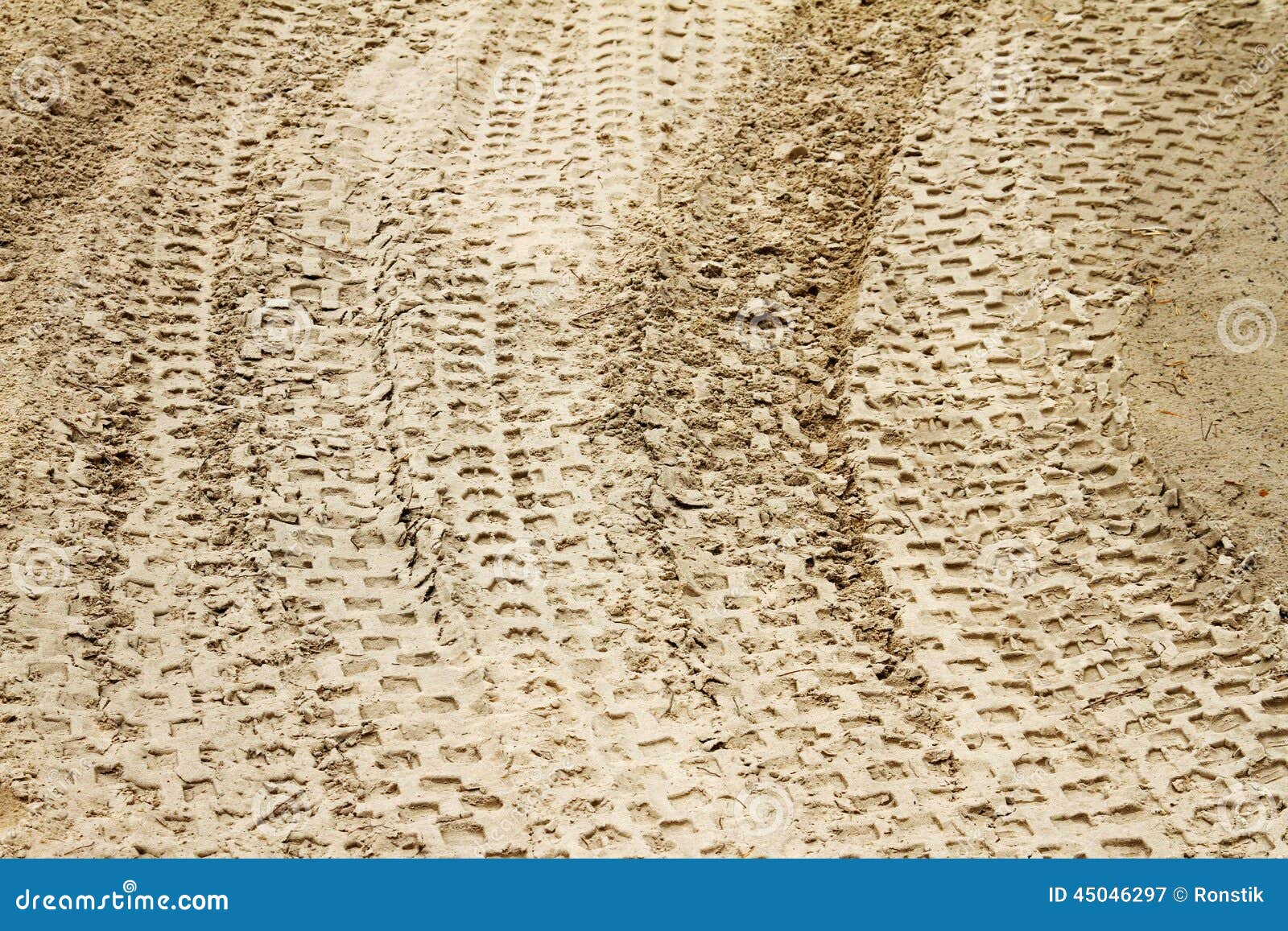Tyre tracks in sand stock image. Image of trail, transport - 45046297