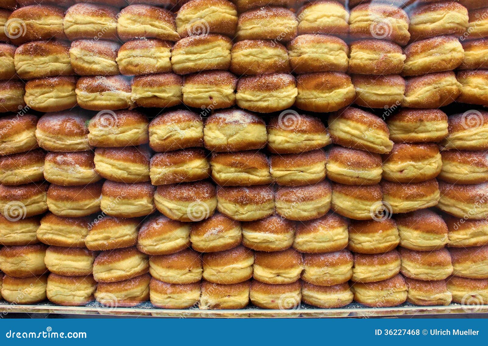 Tysk munk arkivfoto. Bild av sött, karneval, socker, tradition - 36227468