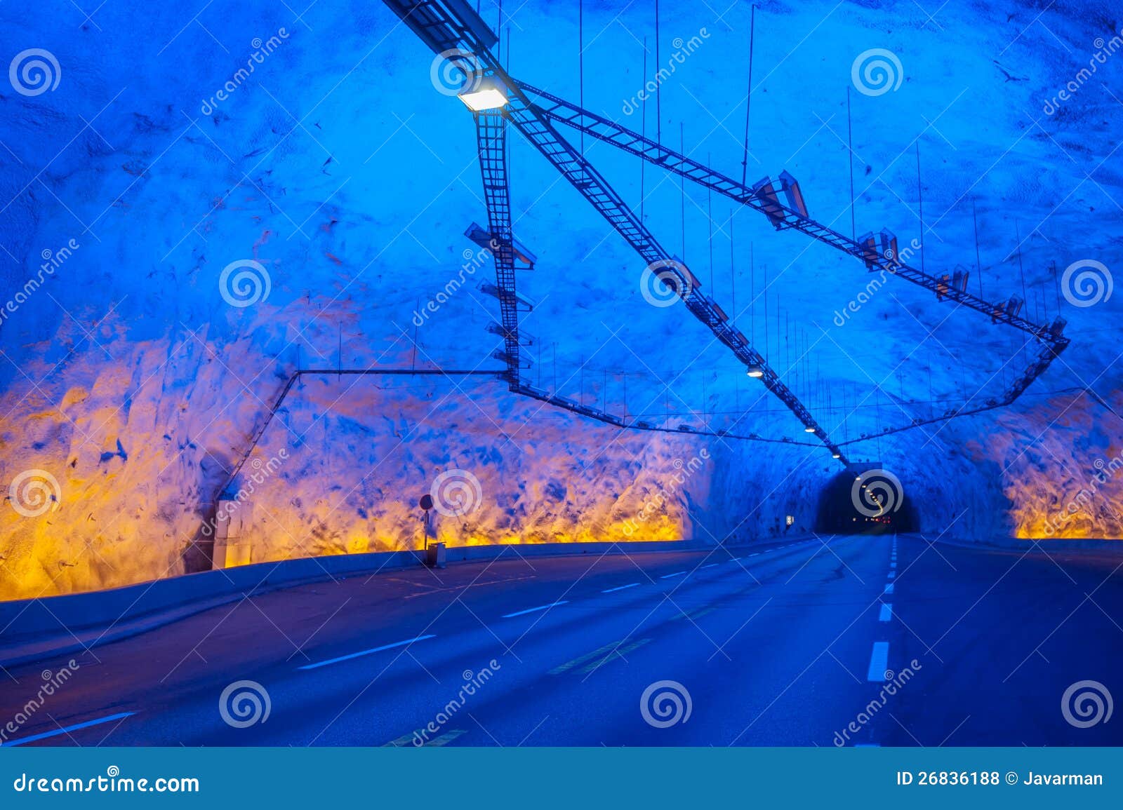 Túnel De Laerdal Noruega El Más Largo Del Mundo Foto De Archivo