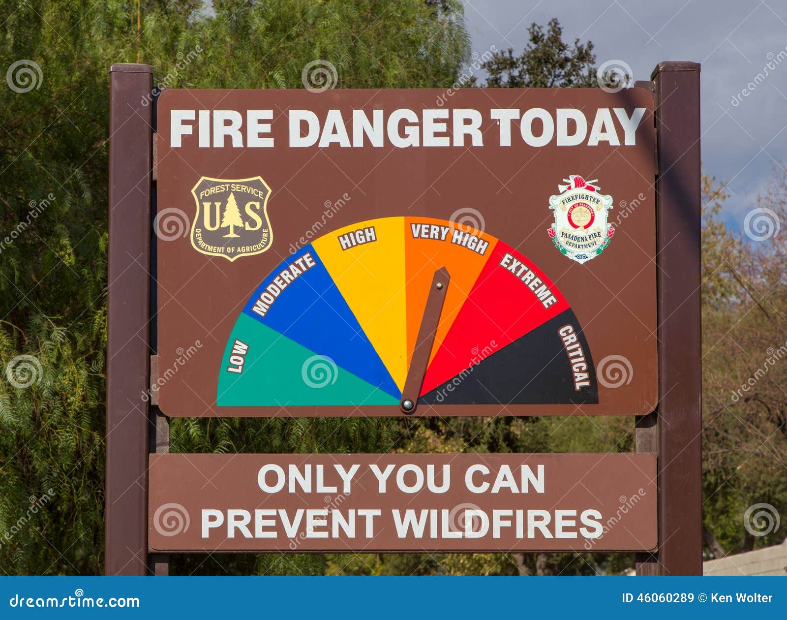 U S Forest Service Fire Danger Sign Immagine Stock Editoriale ...