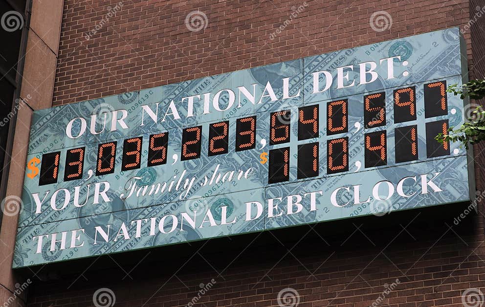 U.S. National Debt Clock editorial stock image. Image of family - 14689219