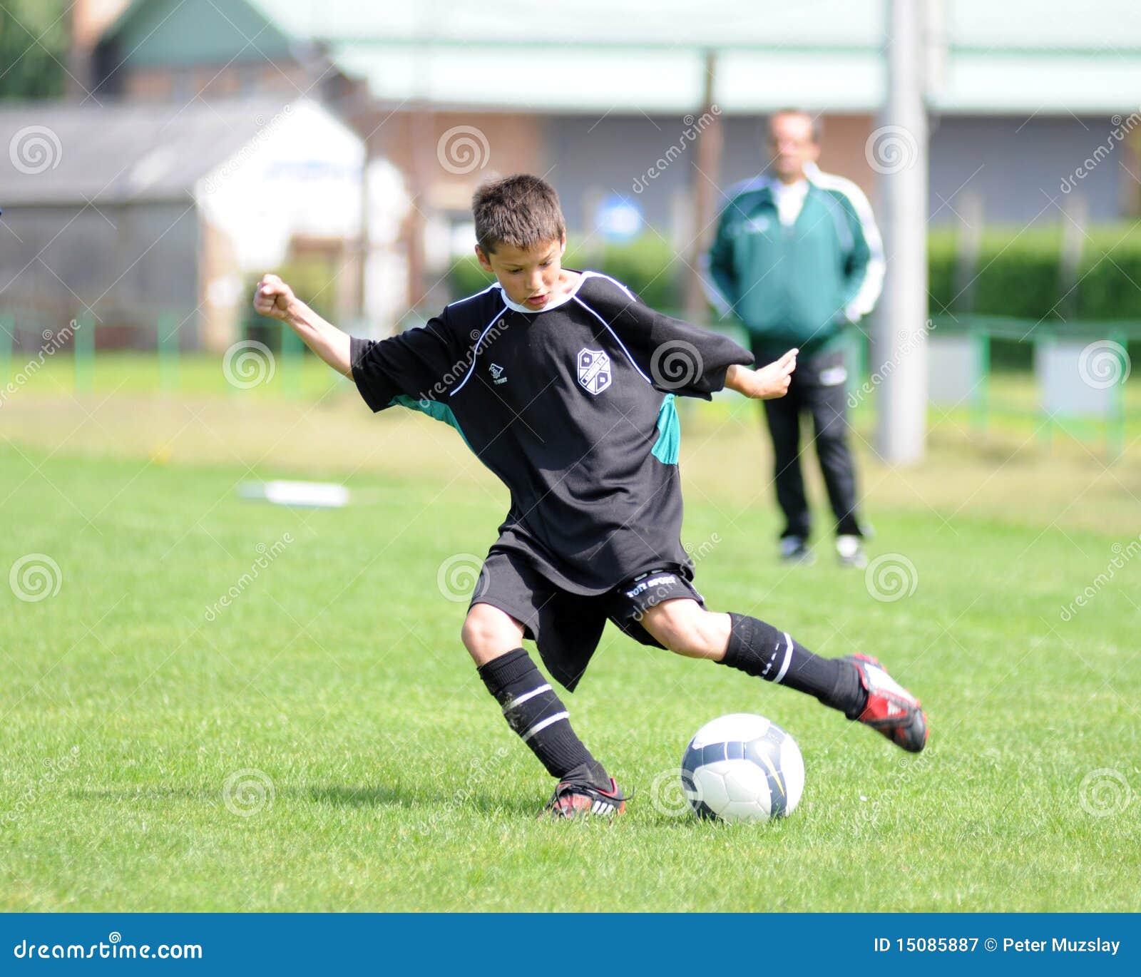 U13 soccer game editorial photography. Image of little - 15085887