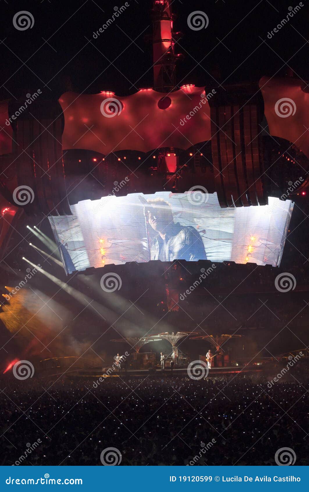 U2 360 Show in SÃ£o Paulo editorial stock image. Image of scene - 19120599