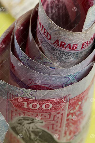 Uae Currency 100 Dirham Notes Stock Image - Image of arab, money: 7938835