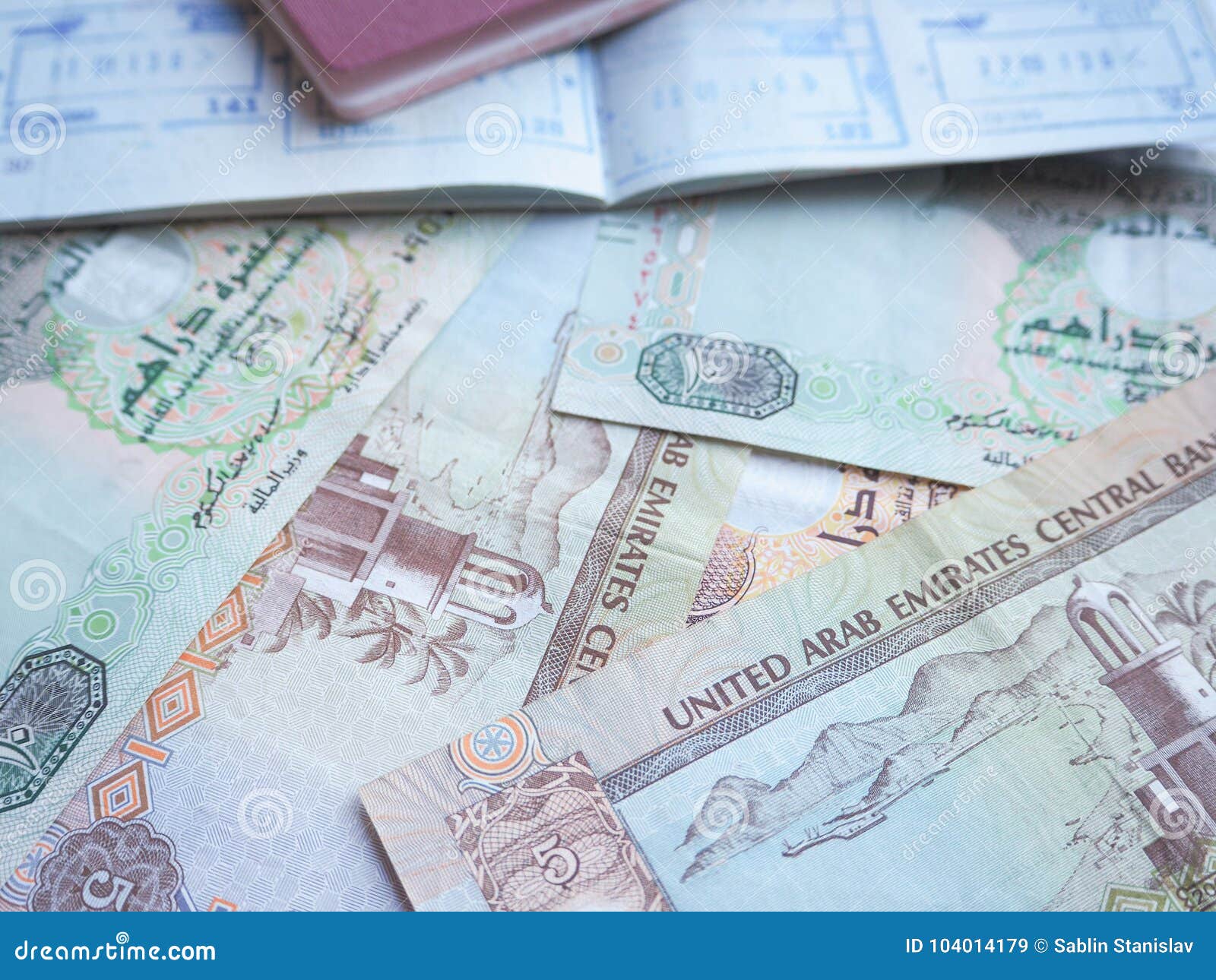 UAE Dirham Currency Notes and Coins. Stock Image - Image of close, note ...