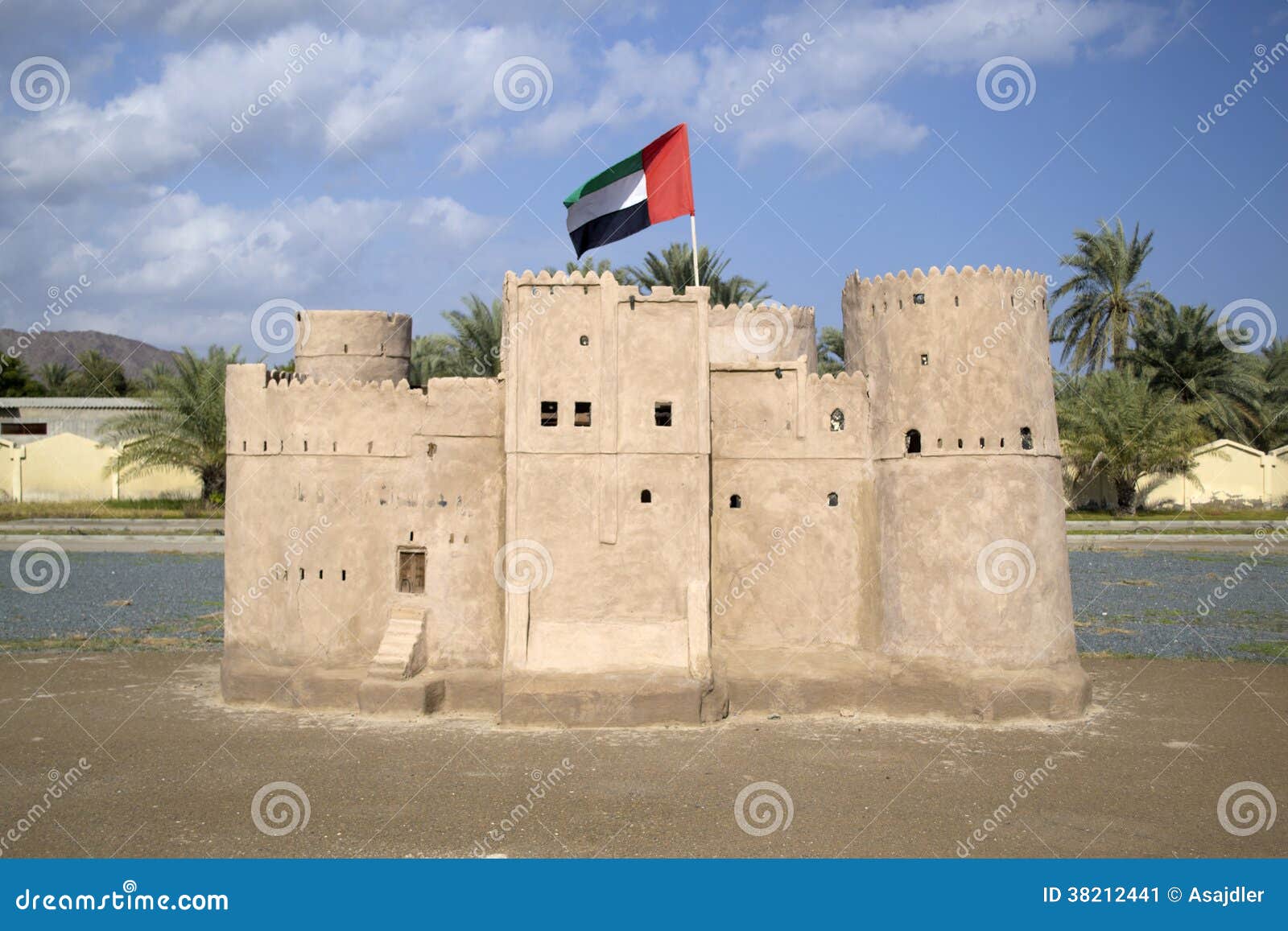 UAE Fort stock image. Image of flag, brick, fujeriah - 38212441
