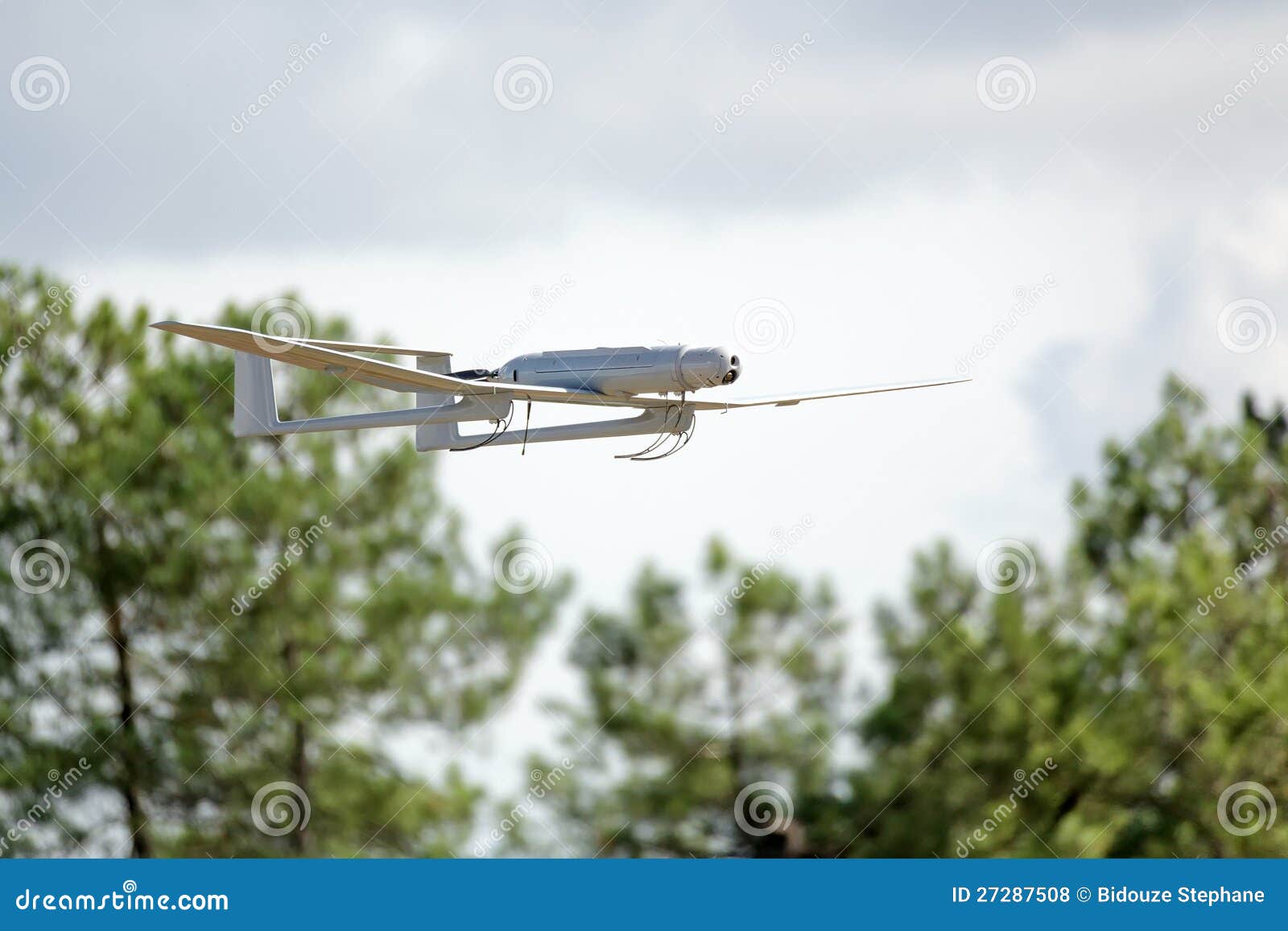 Uav drone plane flying stock photo. Image of robot, army - 27287508