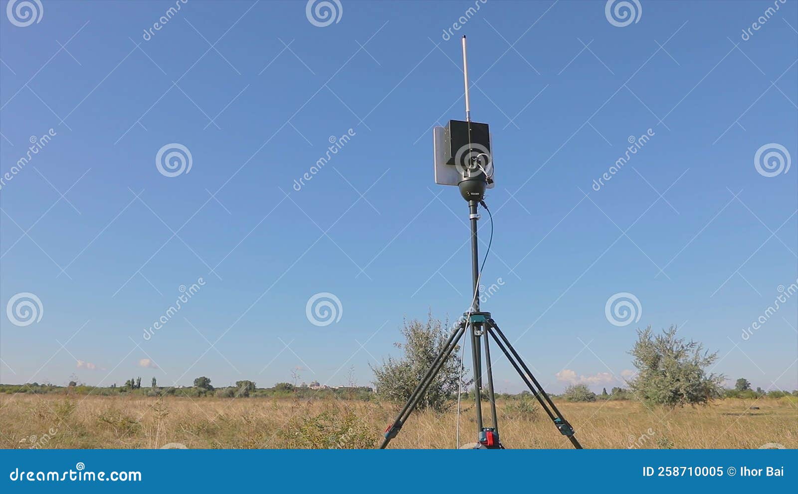 UAV Ground Antenna. Drone Antenna. Rotating UAV Antenna Stock Video ...