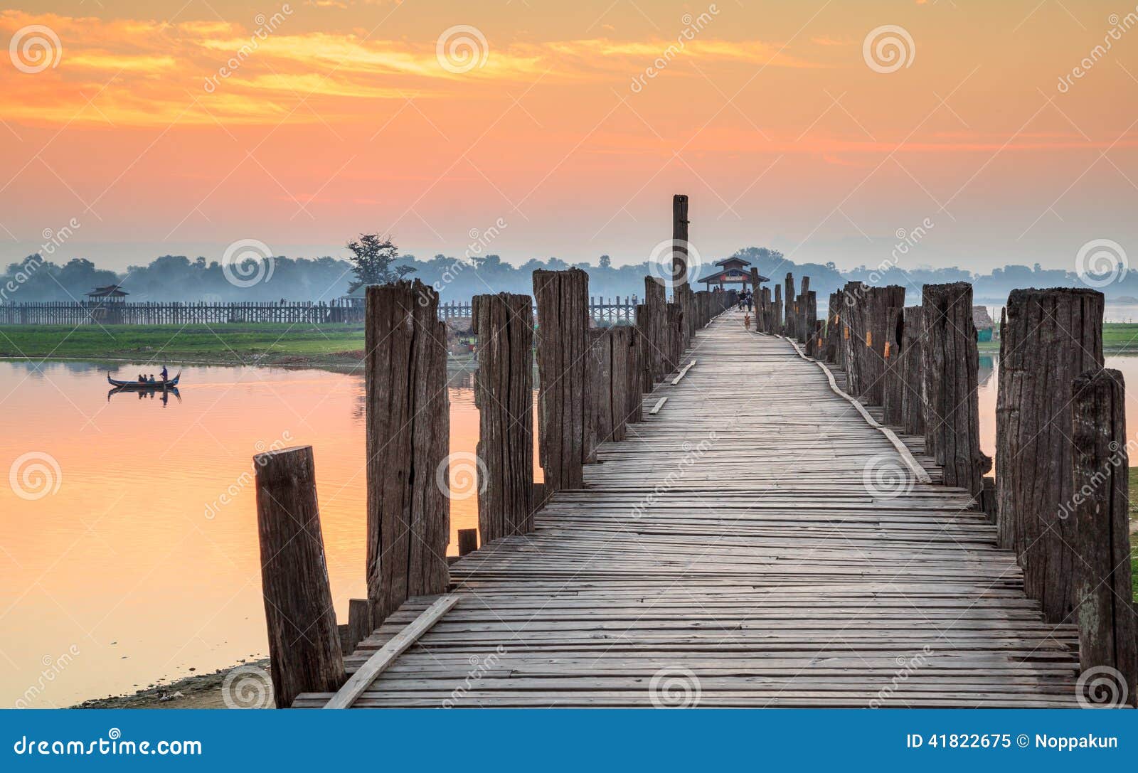 Ubein Bridge at Sunrise, Mandalay, Myanmar Stock Image - Image of dawn ...
