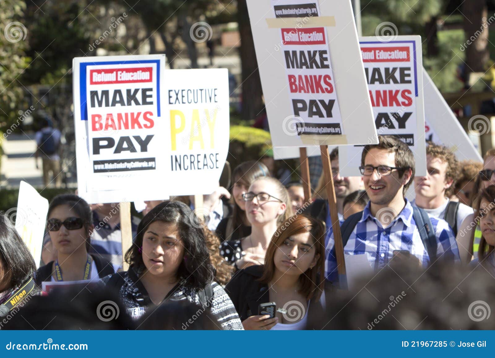 UCLA Occupy Protest editorial image. Image of angry, banners - 21967285