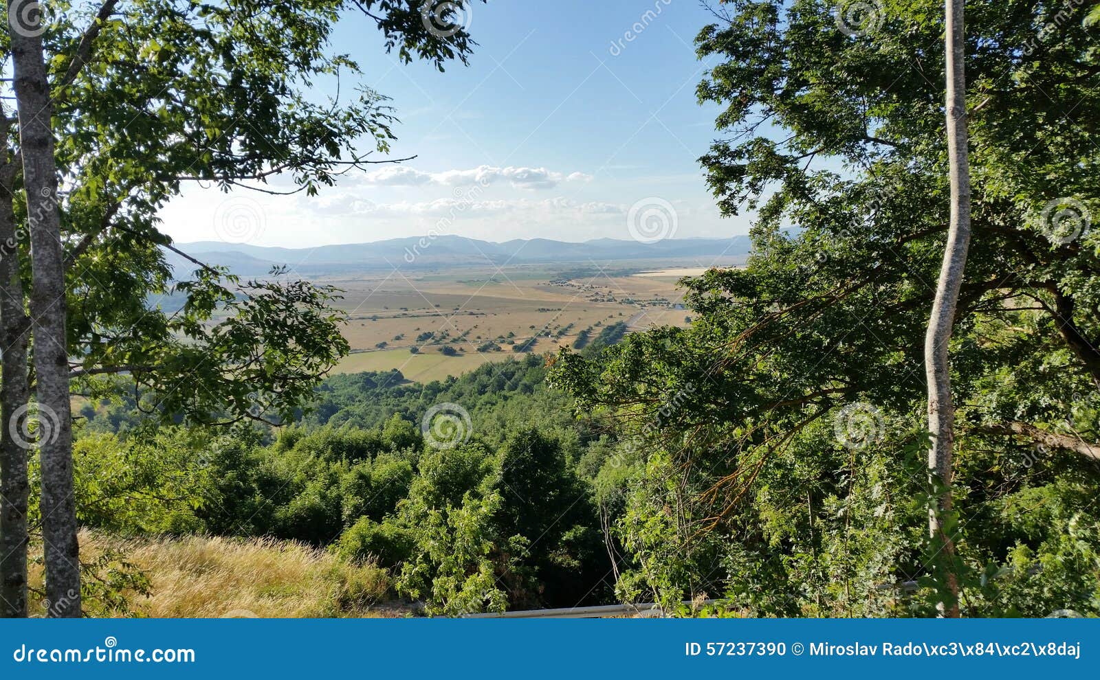 Udbina Croatie photo stock. Image of observation, montagne - 57237390