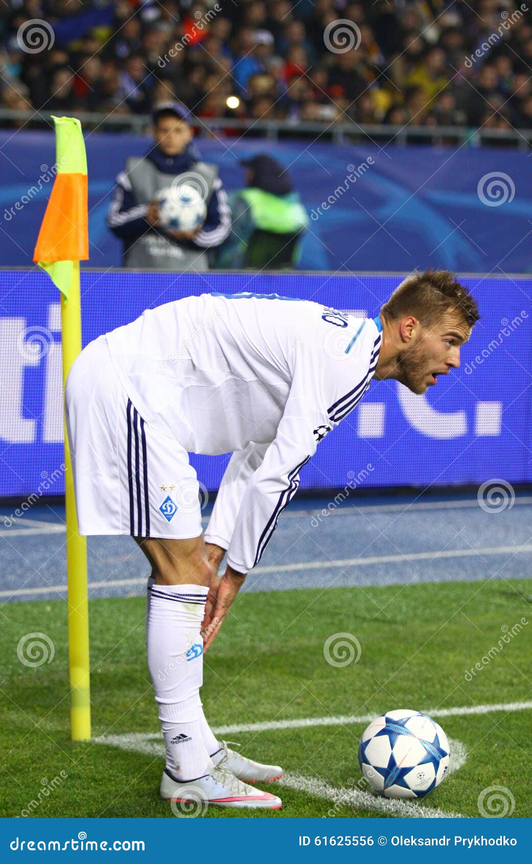 UEFA Champions League Game FC Dynamo Kyiv Vs Chelsea Editorial Photo ... UEFA Champions League Game FC Dynamo Kyiv Vs Chelsea Editorial Photo ...
