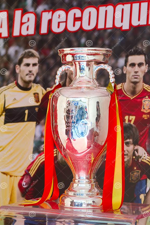 UEFA Euro Trophy editorial image. Image of champion, casillas - 24580675